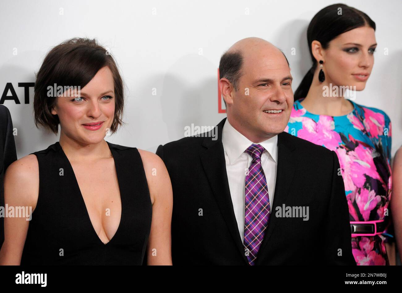 "Mad Men" creator Matthew Weiner, center, poses with cast members ...
