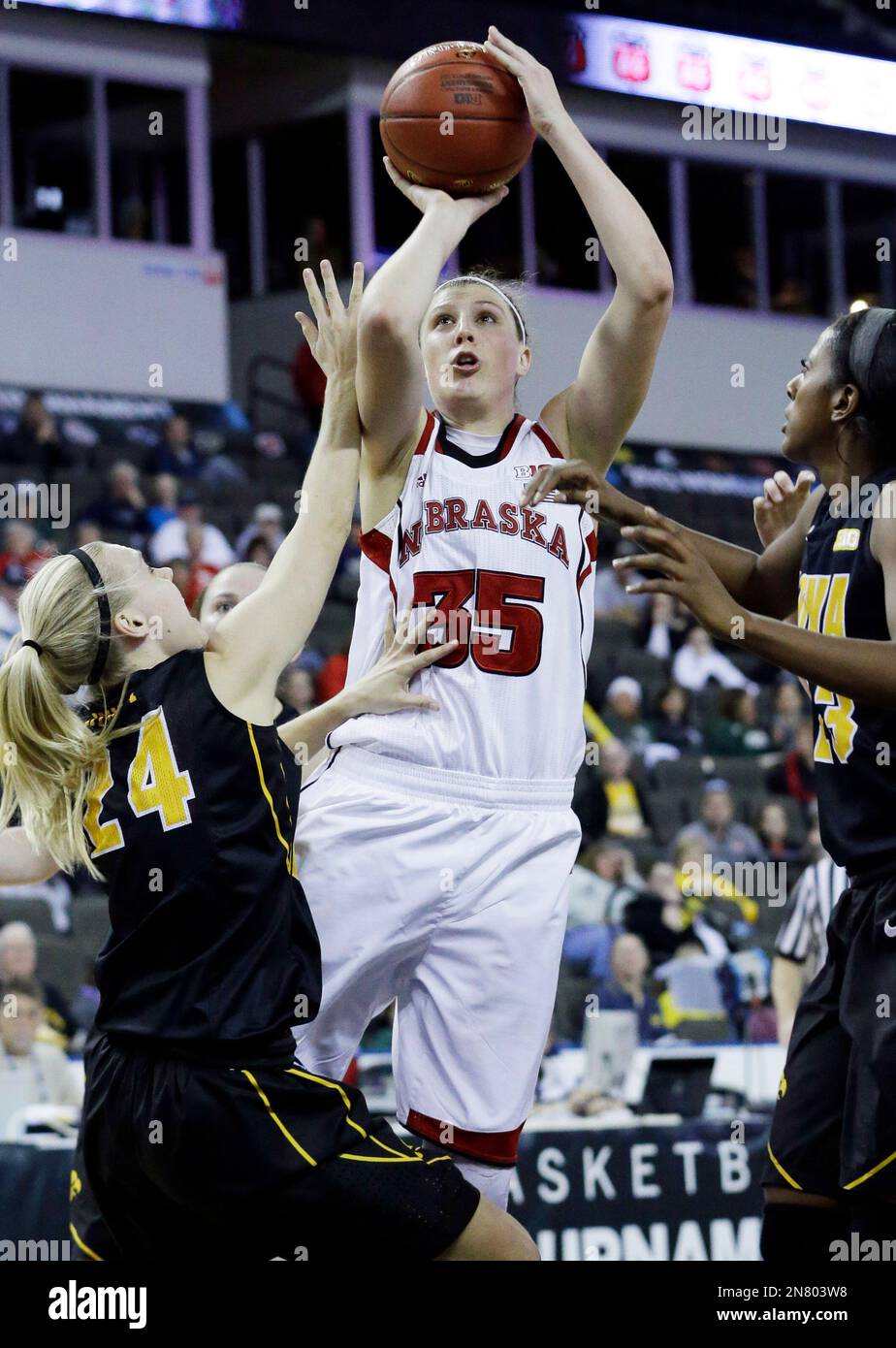 Nebraska forward Jordan Hooper (35) shoots against Iowa guard Jaime ...