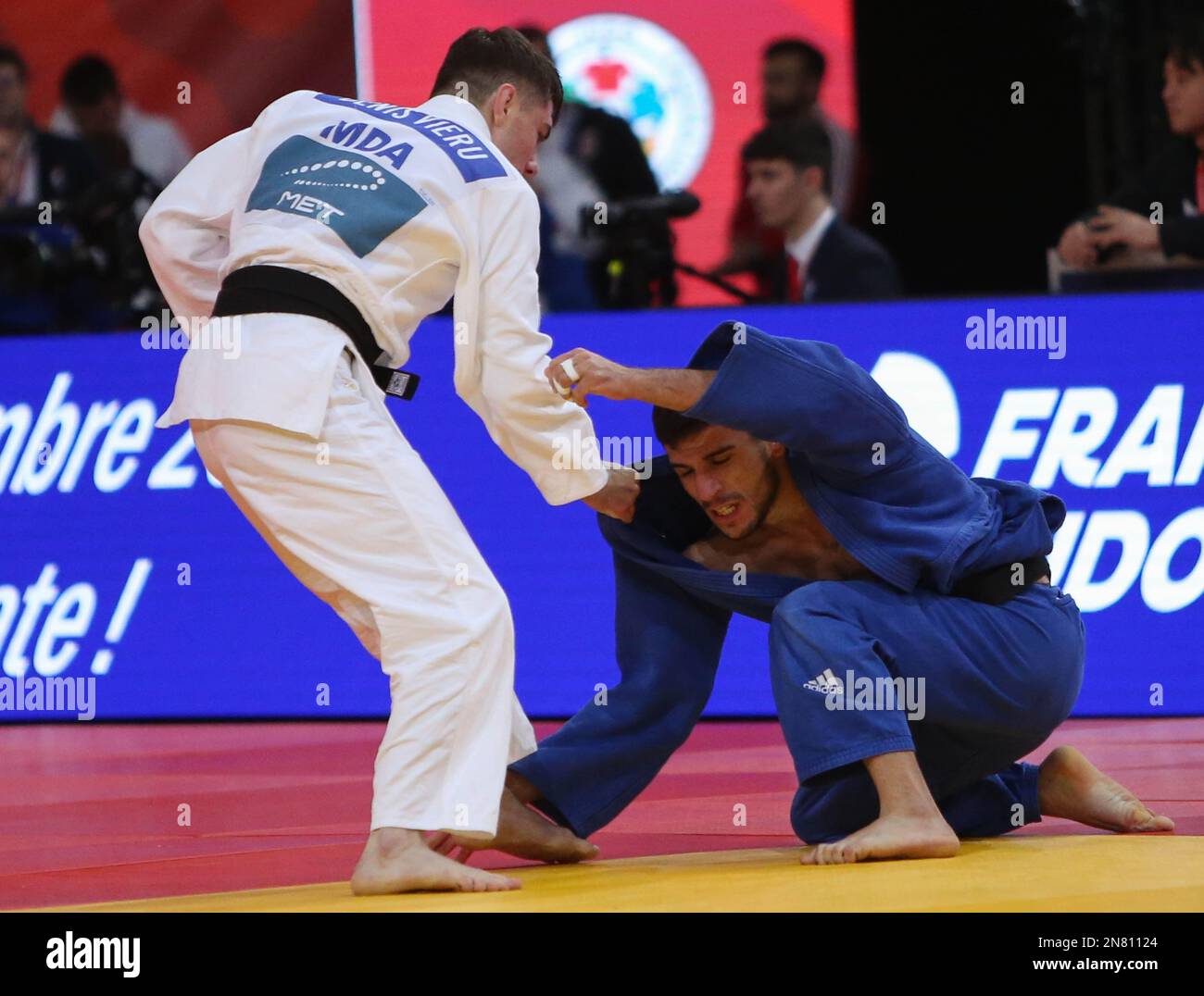 Denis Vieru aus Moldawien und Bagrati Niniaschwili aus Georgien während ...