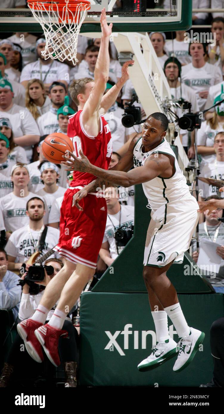 Michigan State's Derrick Nix, right, passes against Indiana's Cody ...
