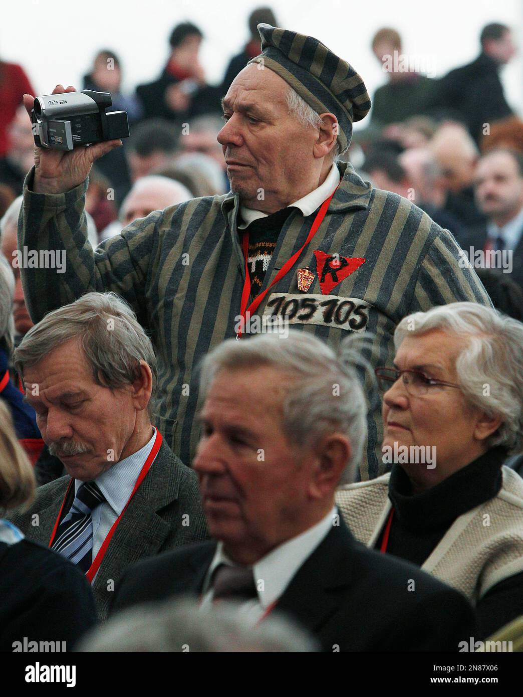 A former prisoner of the Auschwitz concentration camp films the ...