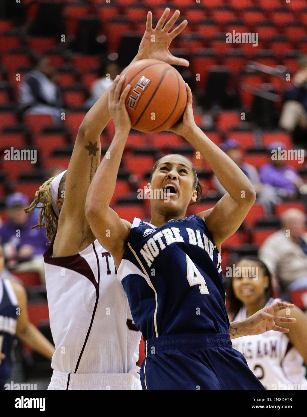 Notre Dame's Skylar Diggins (4) shoots against Texas A&M's Kristi ...