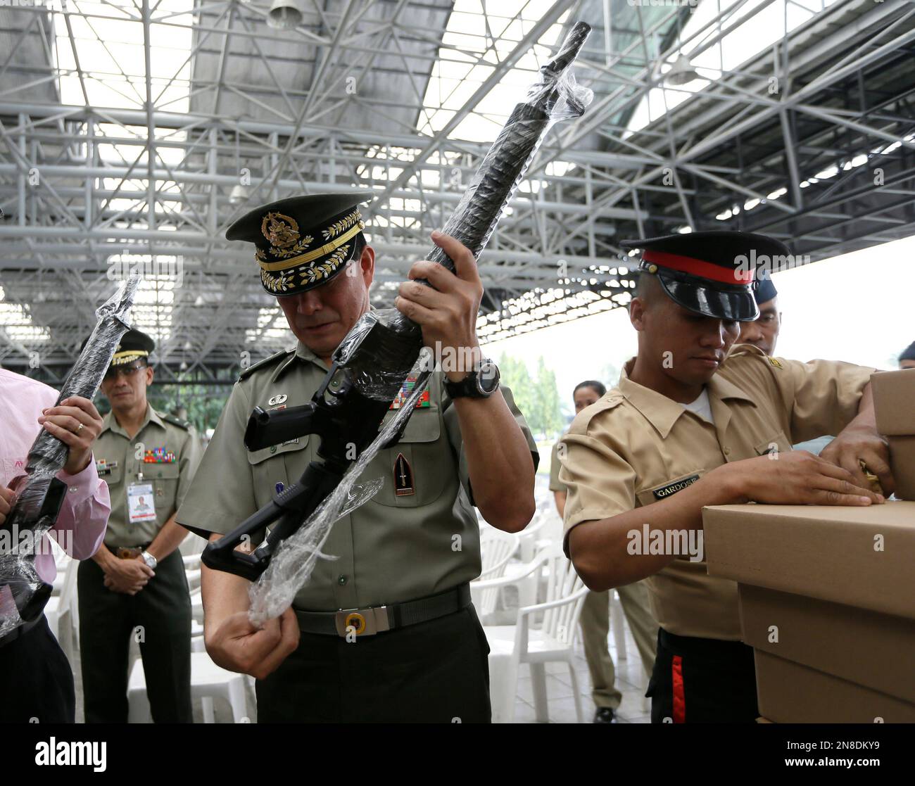 Armed Forces of the Philippines Chief Gen. Jessie Dellosa inspects ...