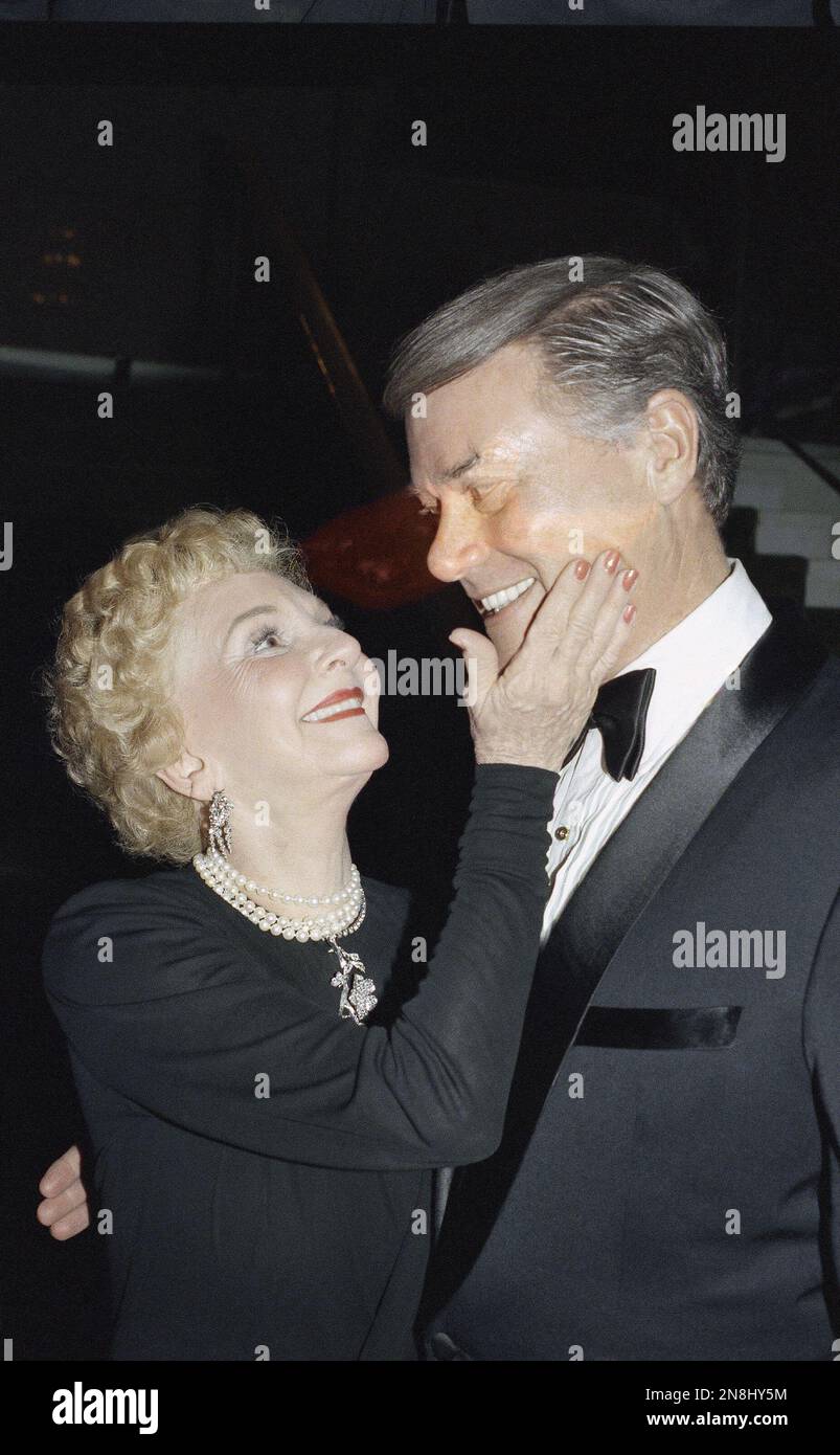 FILE - In this Sunday, Feb. 3, 1986 file photo, actress Mary Martin ...