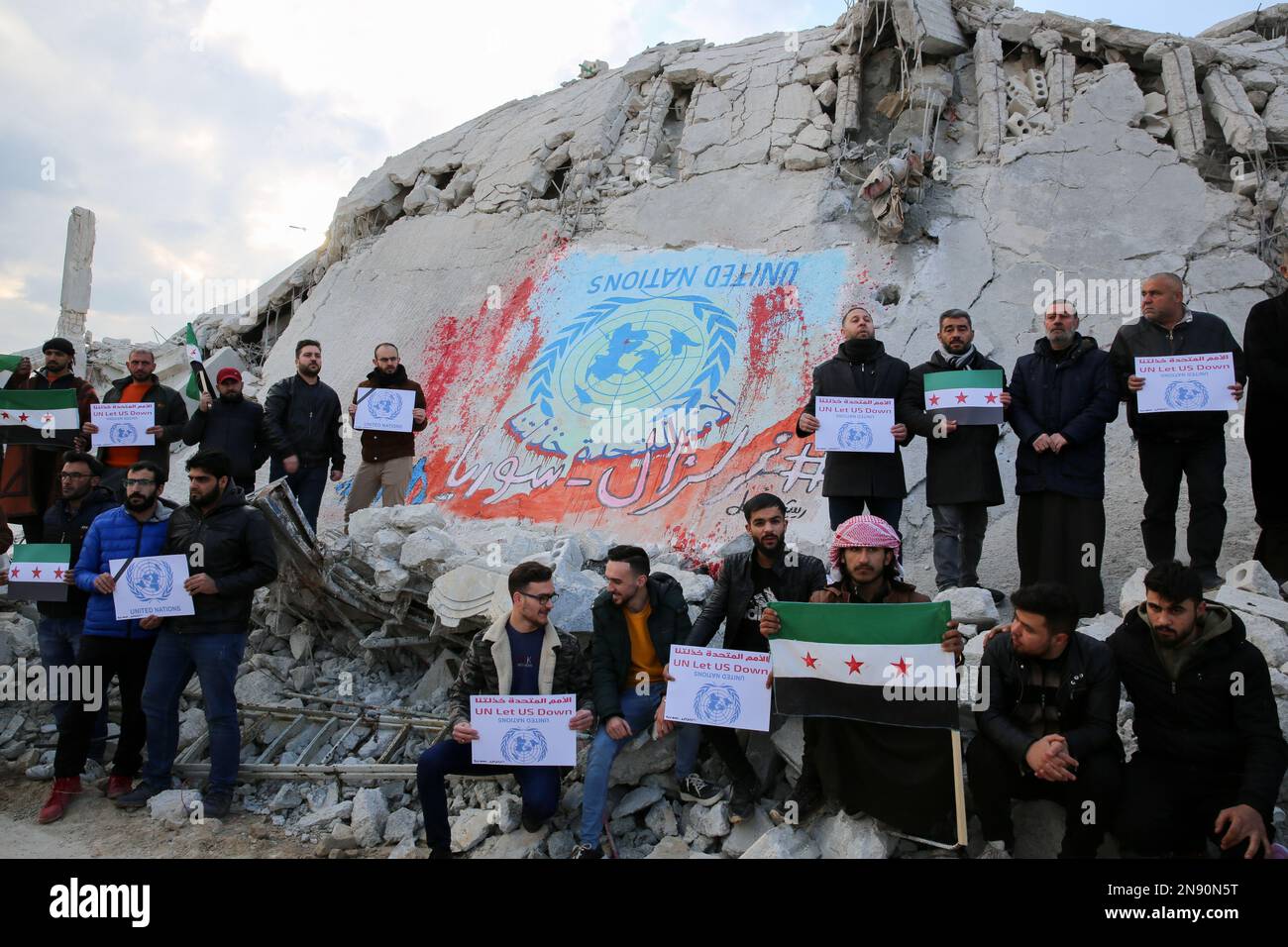 11. Februar 2023, Sarmada, Idlib governorate, Syrien: Idlib Syrien. 11. Februar 2023 Aktivisten ...