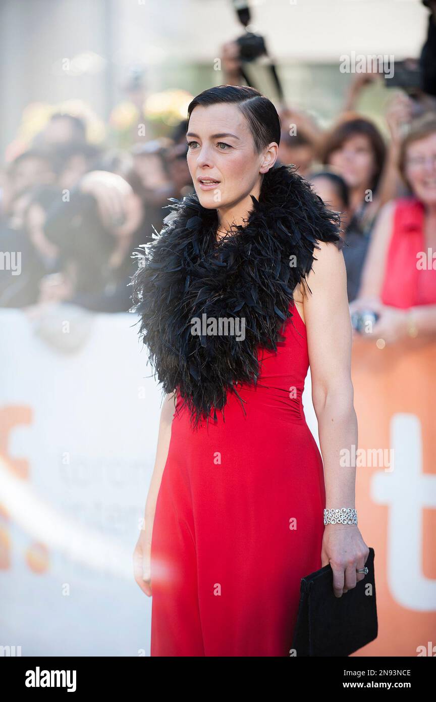Actress Olivia Williams attends the "Hyde Park on Hudson" premiere at ...