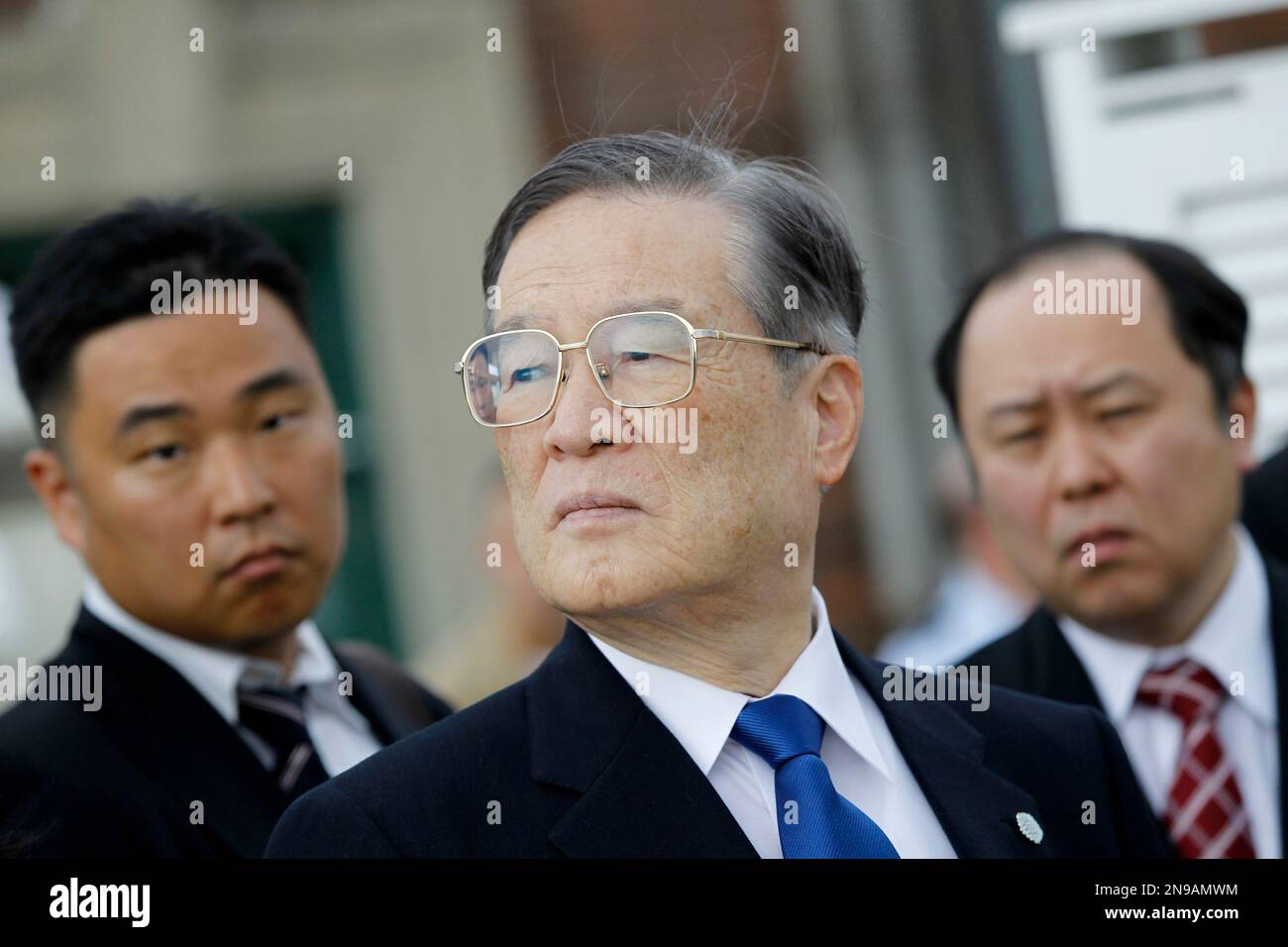 Japan Defense Minister Satoshi Morimoto views the MV-22B Osprey ...