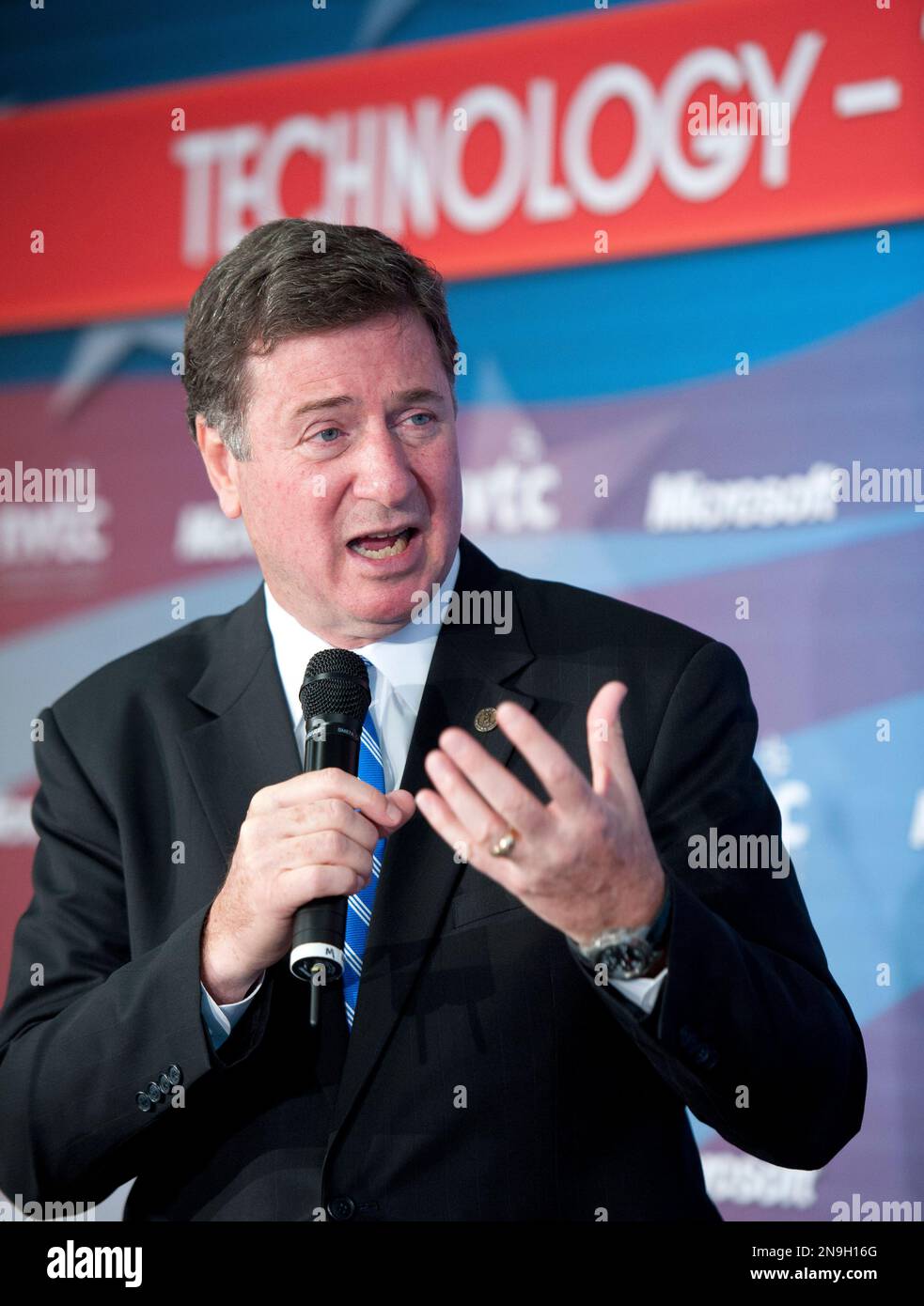 Virginia candidate for Senate, former Gov. George Allen addresses the ...