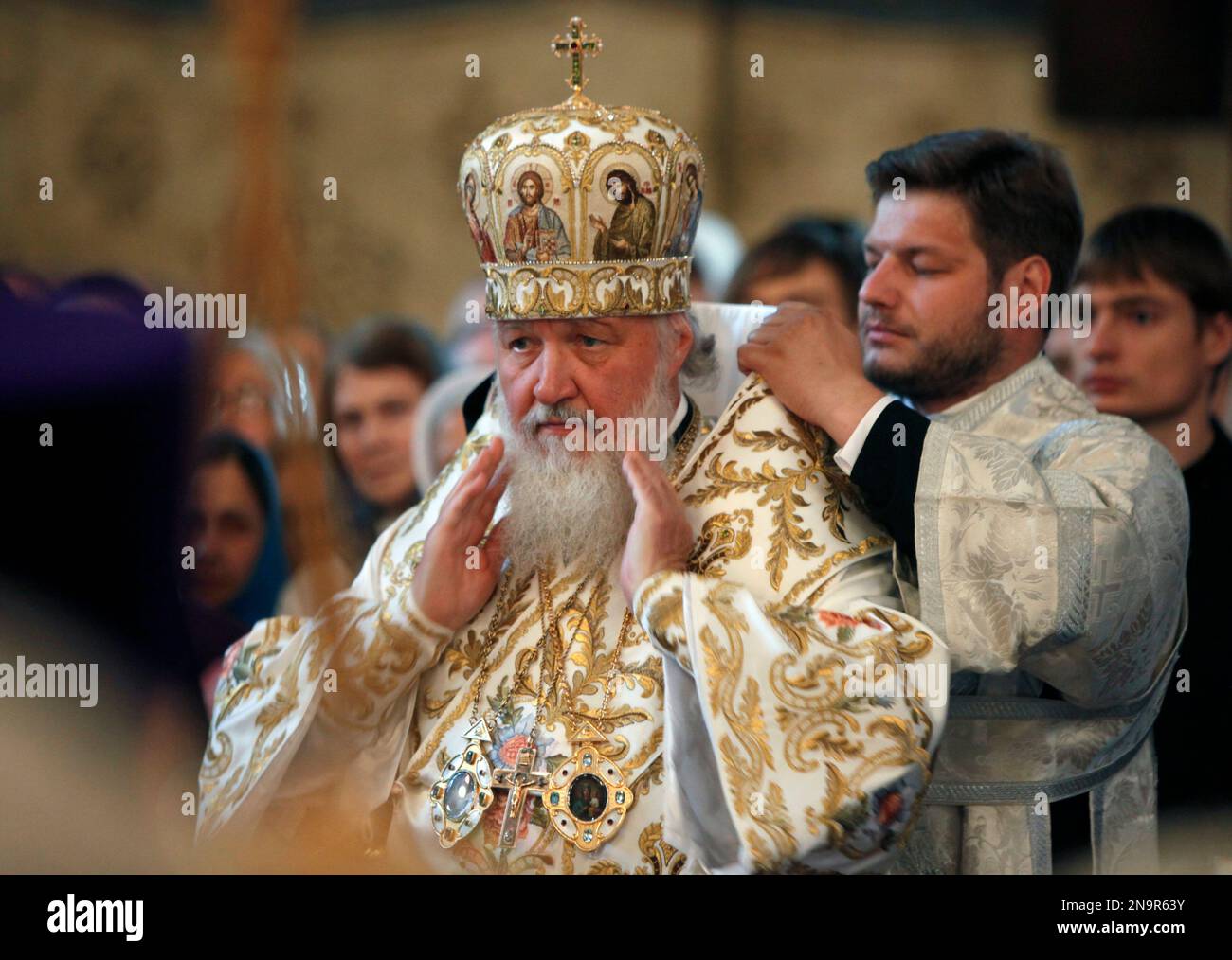 Russian Orthodox Patriarch Kirill prepares to contact a religion ...