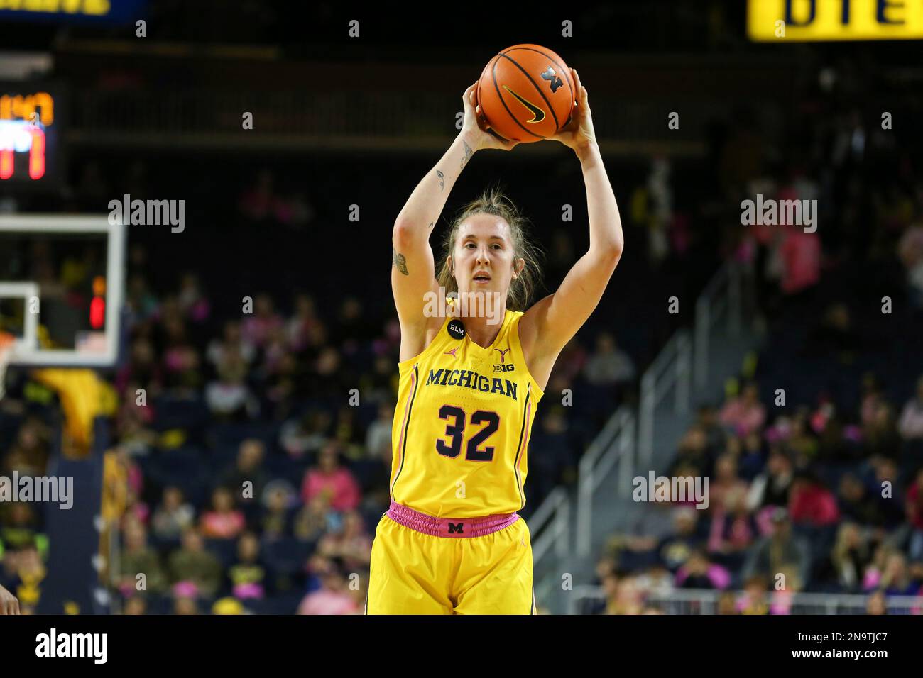 ANN ARBOR, MI - FEBRUARY 12: Michigan Wolverines guard Leigha Brown (32 ...