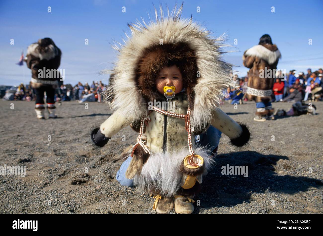 Traditionelle inuit kleidung -Fotos und -Bildmaterial in hoher ...