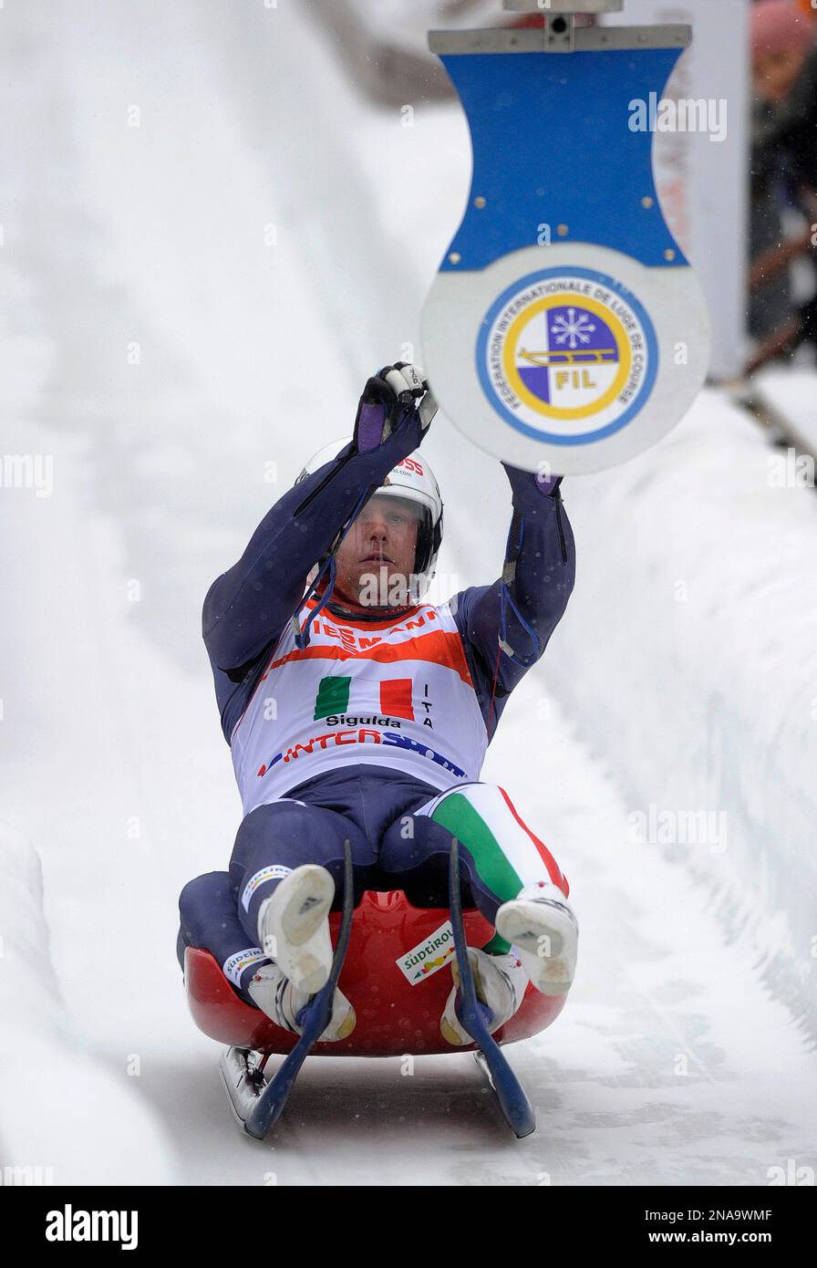 Italy's Christian Oberstolz and Patrick Gruber hits the target during ...