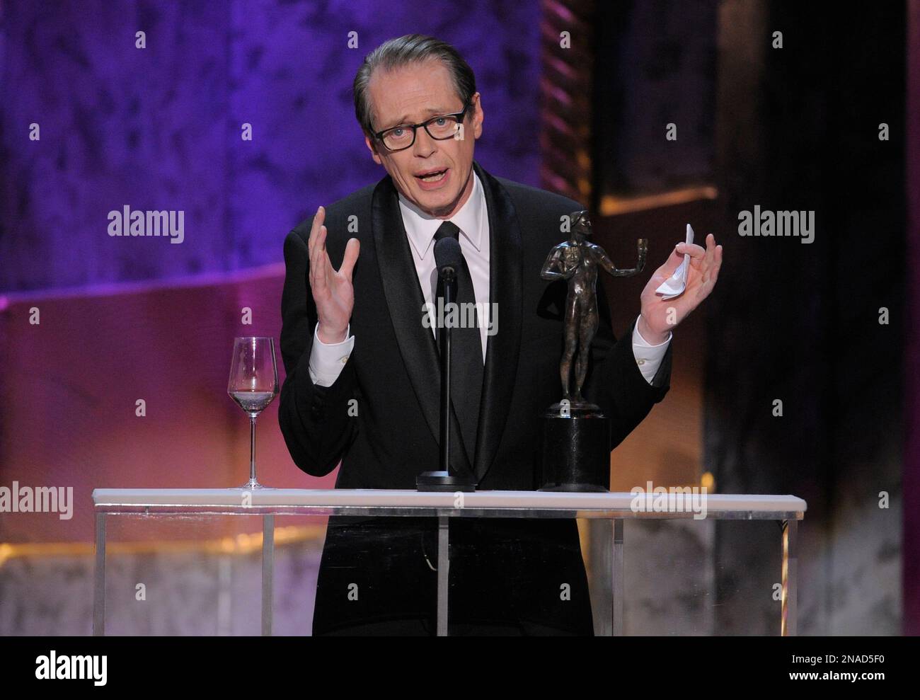 Steve Buscemi accepts the award for outstanding performance by a male ...