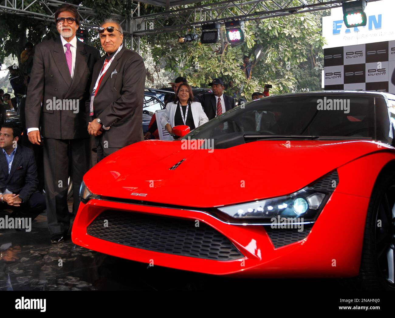 Indian actor Amitabh Bachchan, left, and automobile designer Dilip ...
