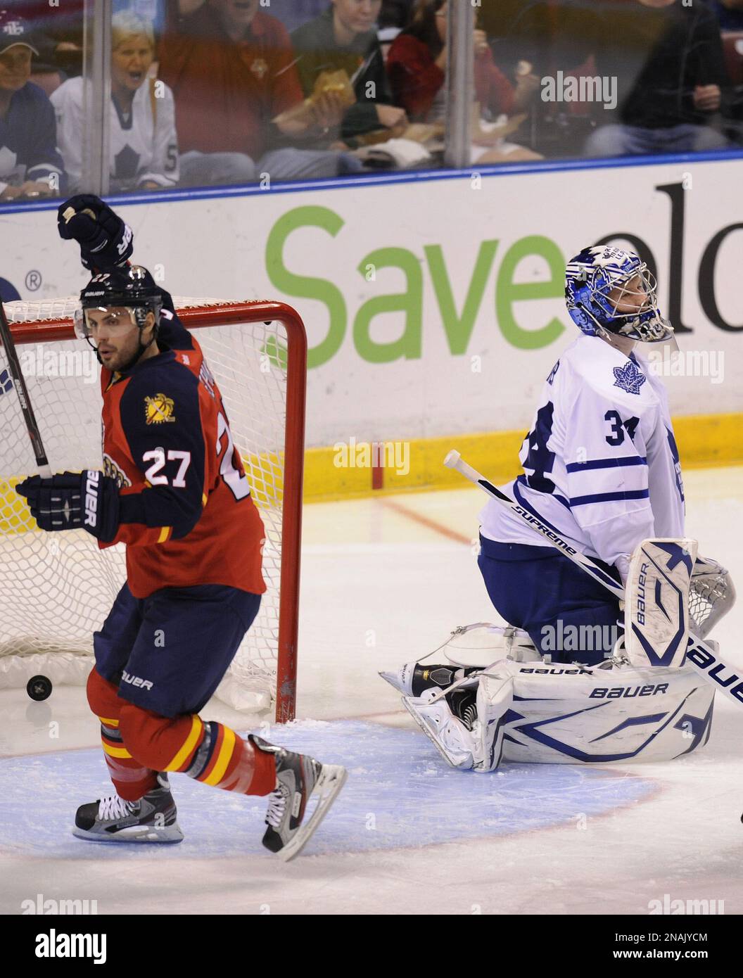 Florida Panthers right wing Michal Repik of the Czech Republic, left ...