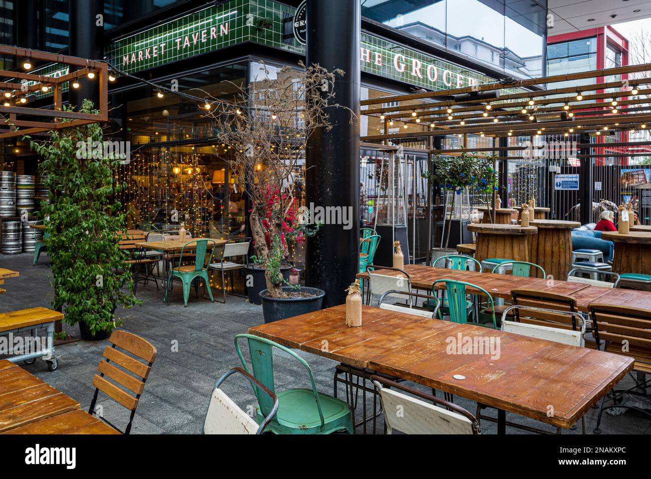 Markttaverne spitalfields market -Fotos und -Bildmaterial in hoher ...
