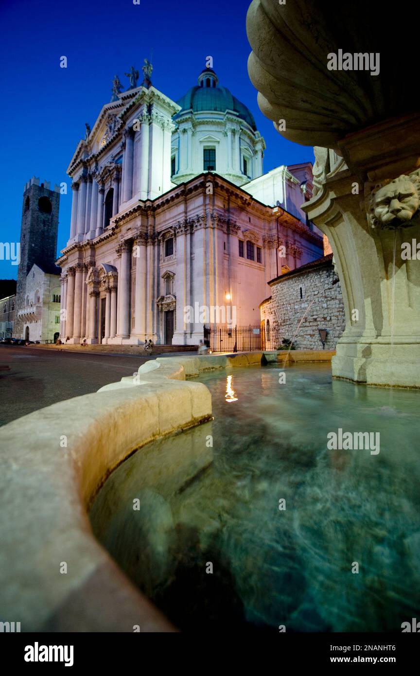 Duomo di brescia -Fotos und -Bildmaterial in hoher Auflösung – Alamy