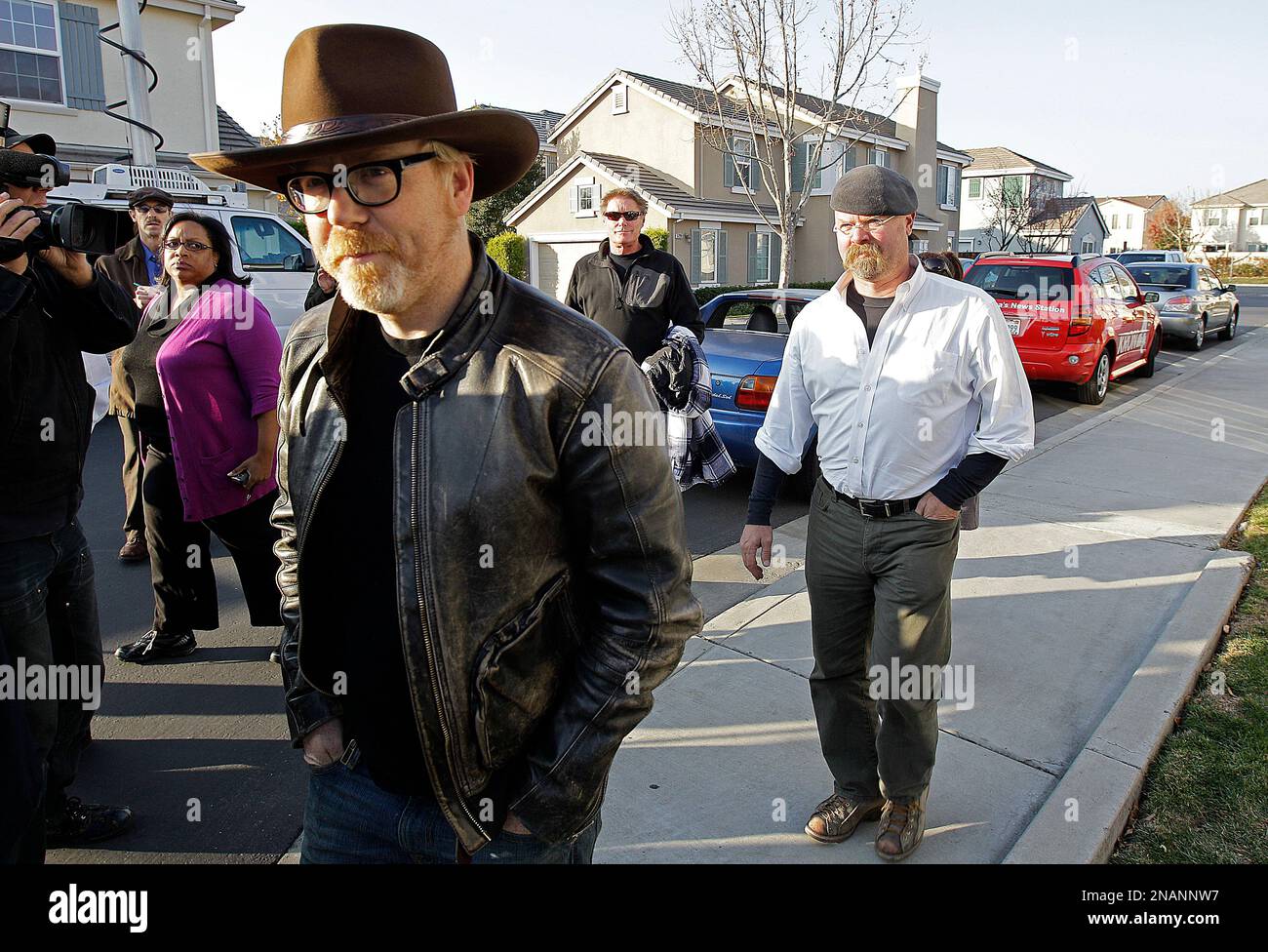 "Mythbusters" stars Adam Savage, left, and Jamie Hyneman approach the ...