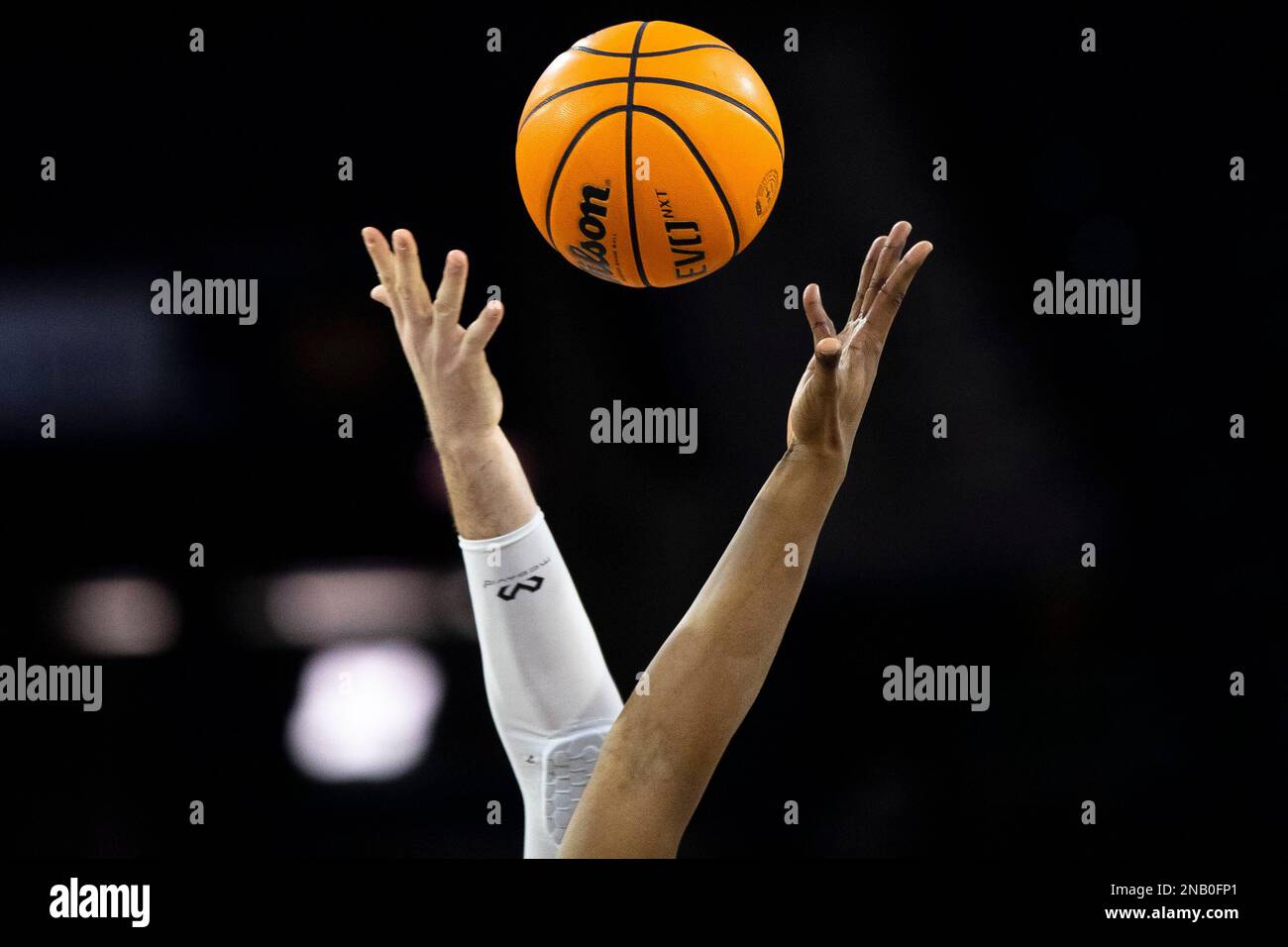 Notre Dame's Ven-Allen Lubin (2) and Virginia Tech's Grant Basile (21 ...
