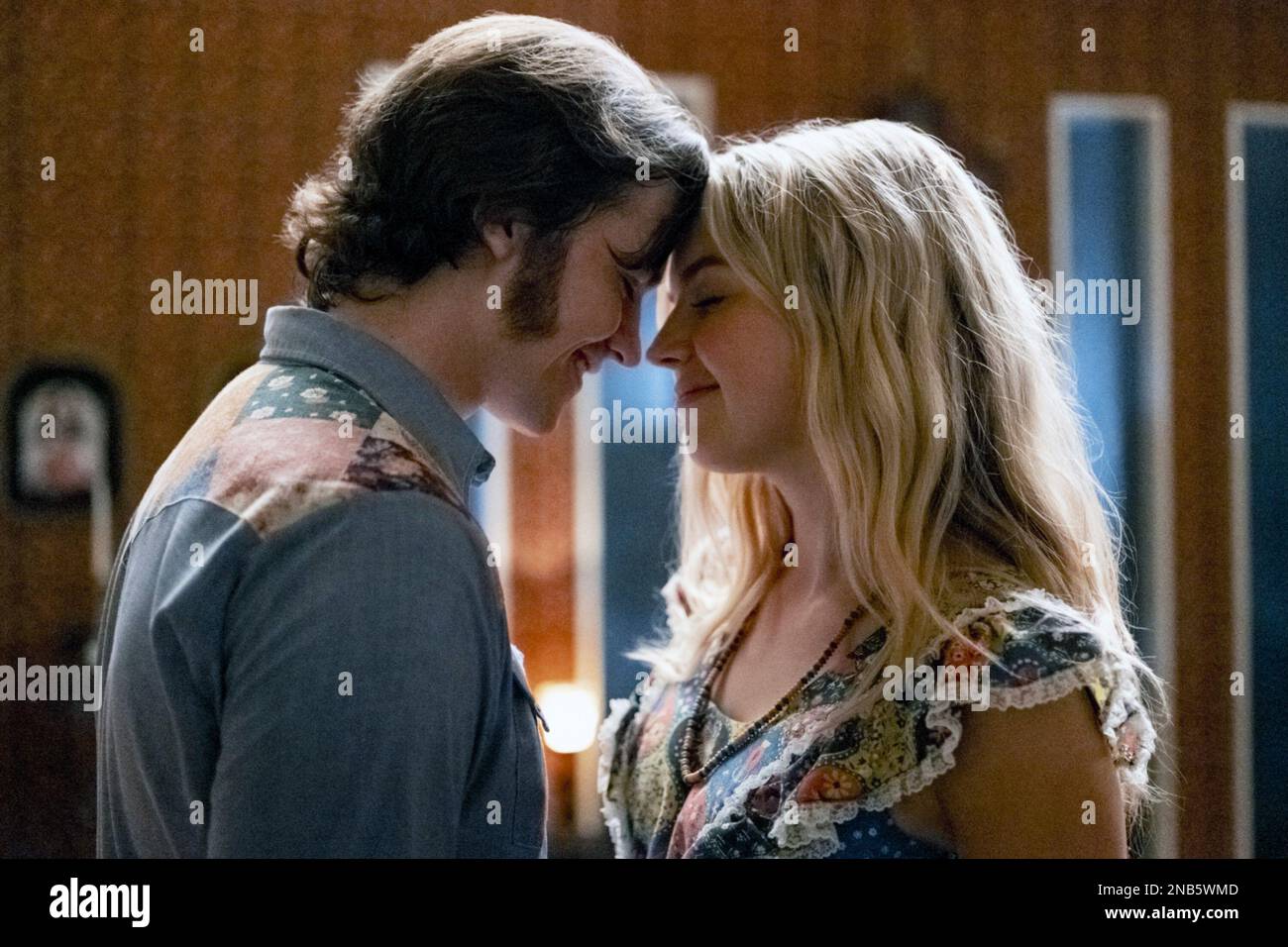 JESUS REVOLUTION, von links: Joel Courtney, Anna Grace Barlow, 2023. ph: Dan Anderson ...