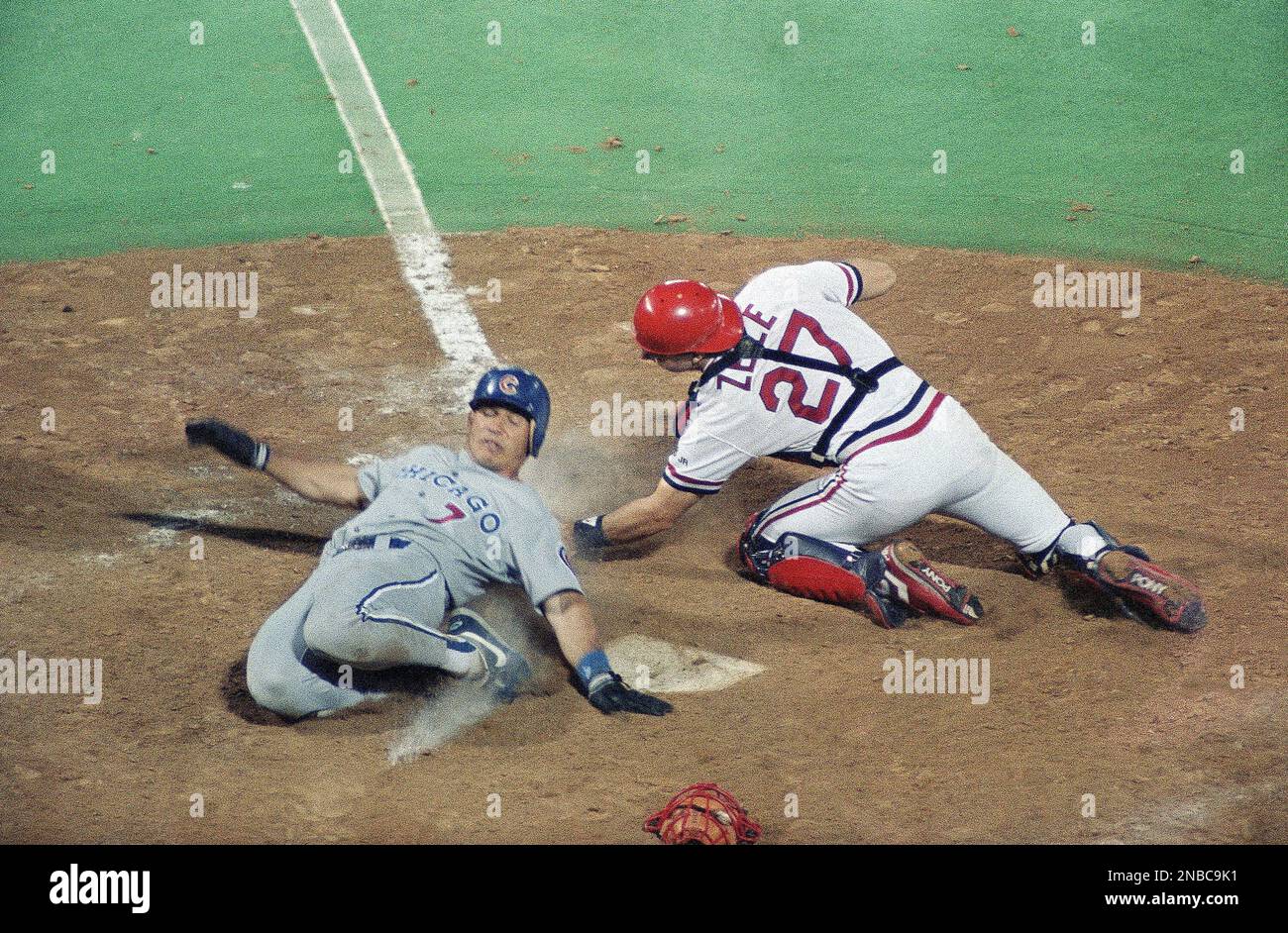 St. Louis Cardinals catcher Todd Zeile makes the tag on the Chicago ...