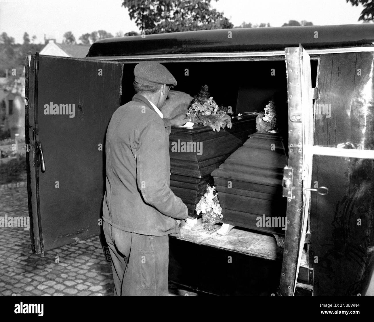 The coffins of Otto Ohlendorf and Werner Braune barred in the hearse ...