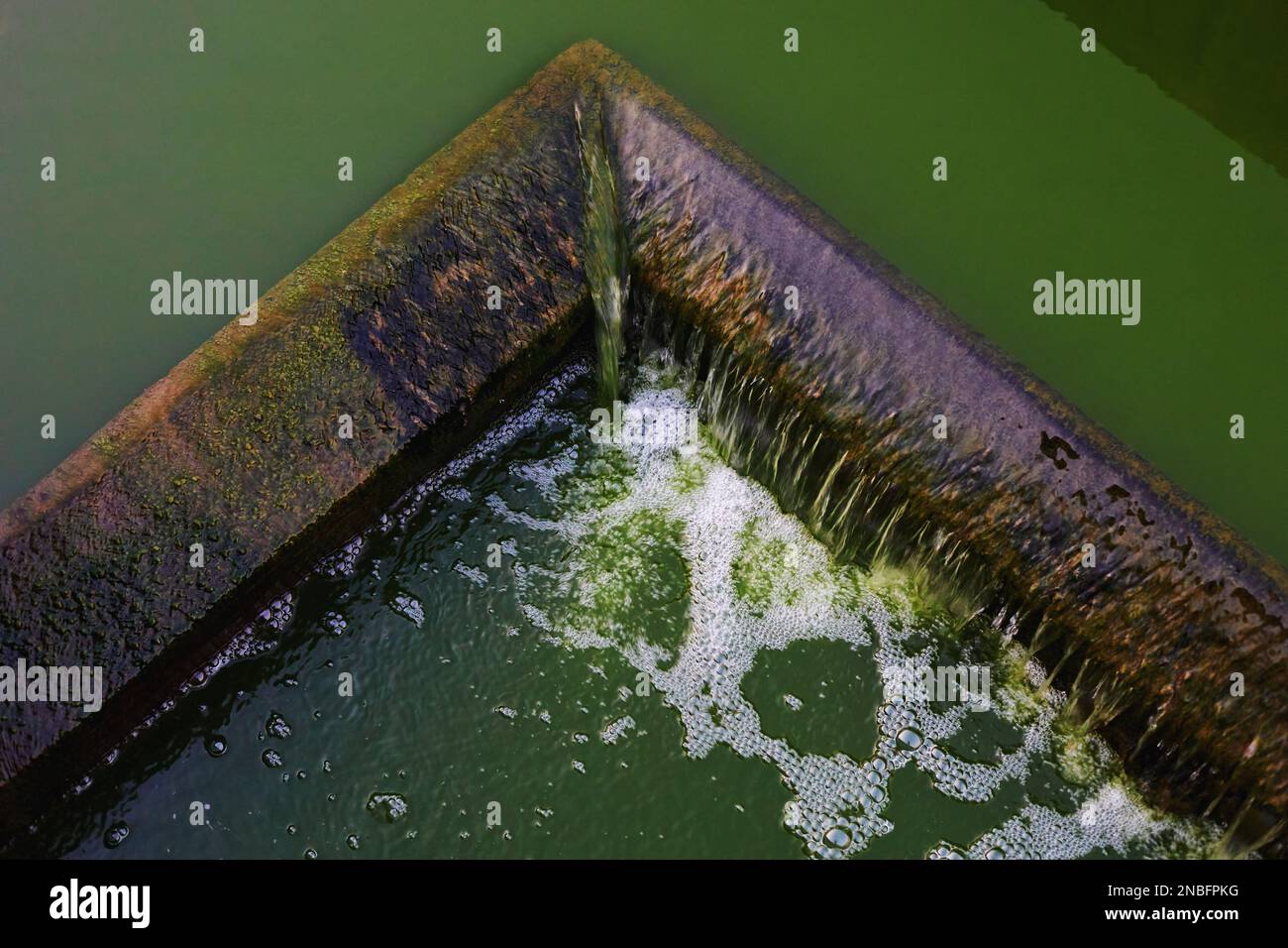 Water drainage system -Fotos und -Bildmaterial in hoher Auflösung – Alamy