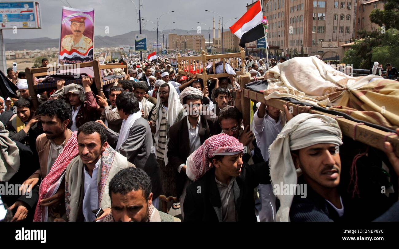 Relatives and friends of tribesmen loyal to Sheik Sadeq al-Ahmar, the ...