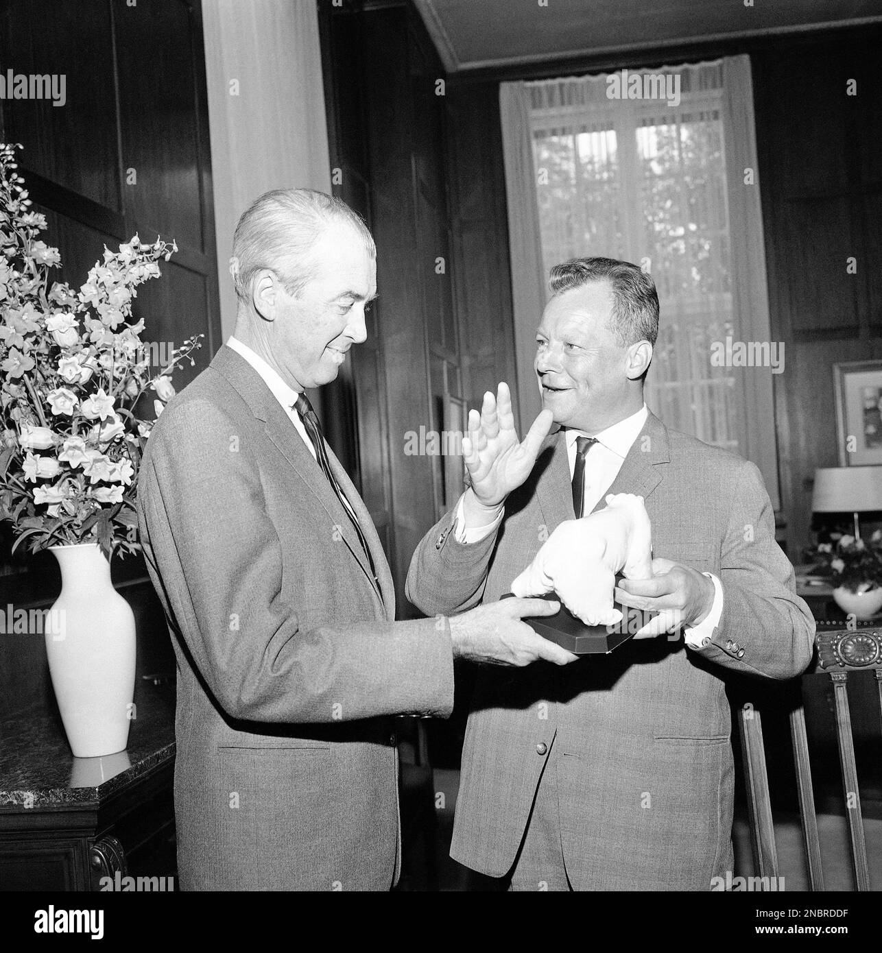 West Berlin Mayor Willy Brandt, right, presented U.S. movie actor James ...