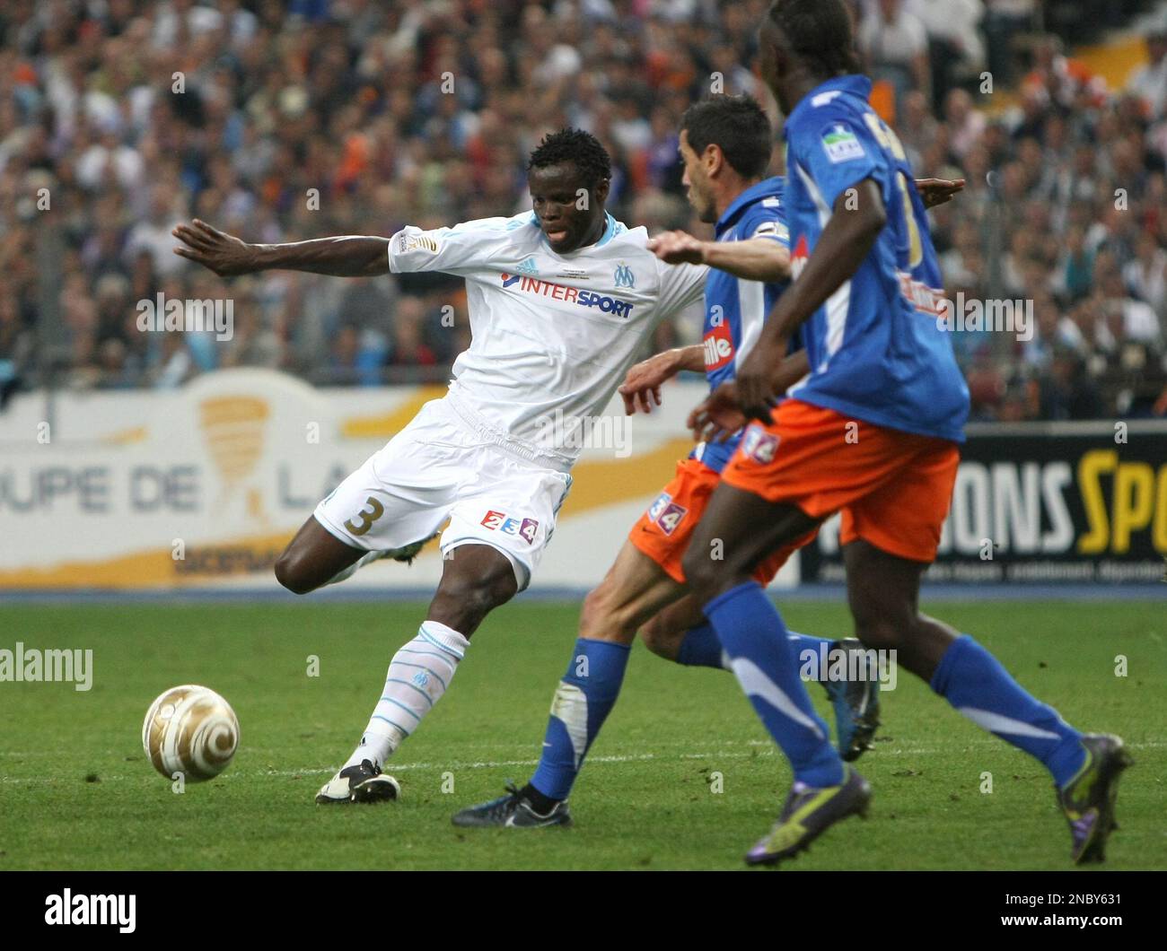 Marseille's Nigerian defender Taye Taiwo Ismaila, left, scores a goal ...