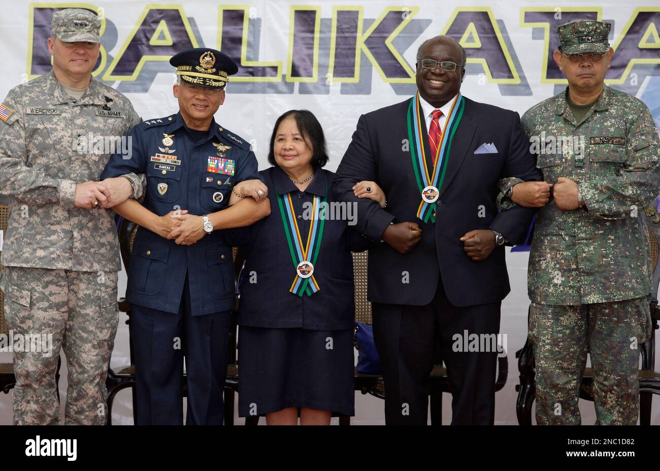 From left, U.S. Lt. Gen. Francis Wiercinski, Philippine Air Force Chief ...