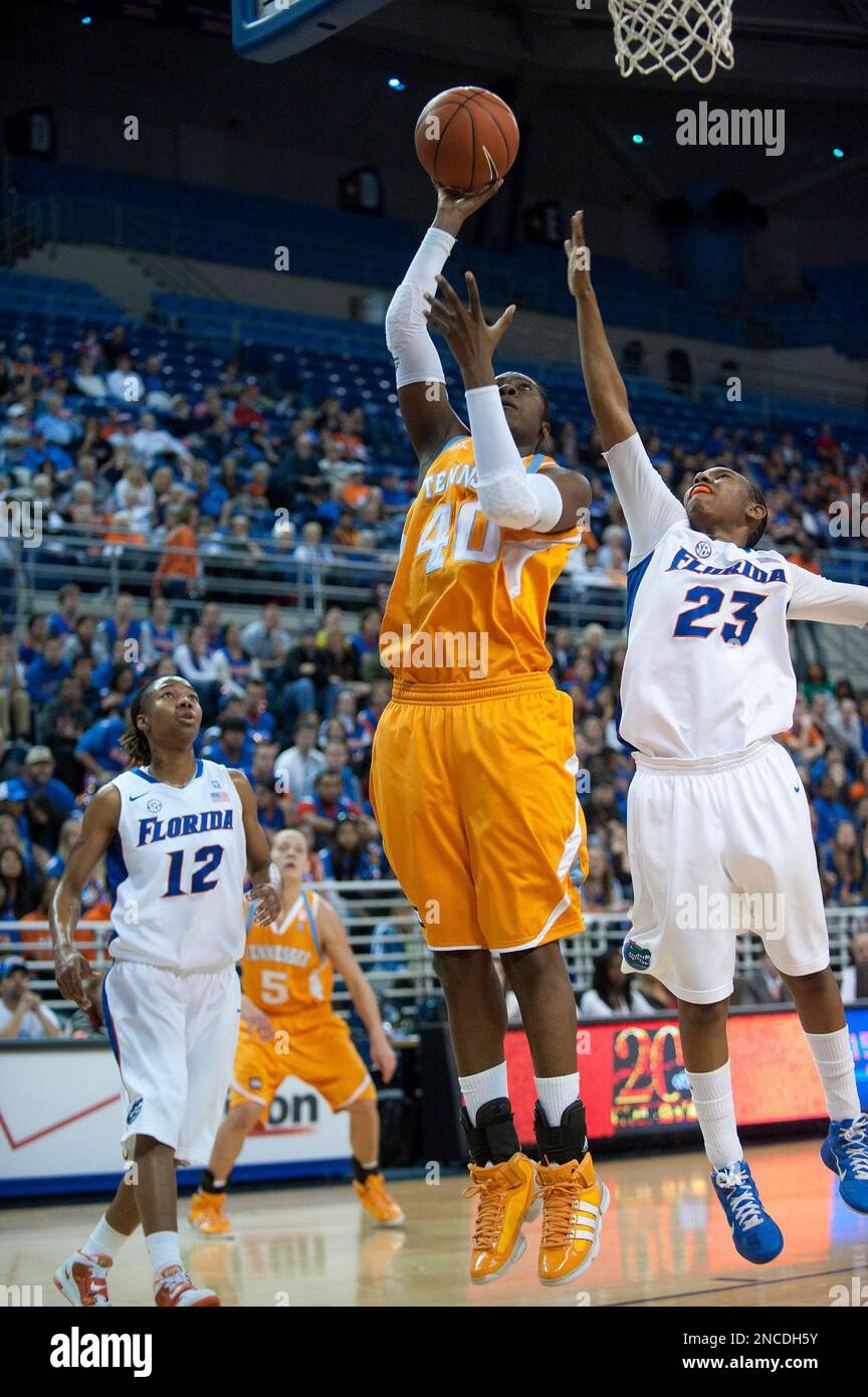 Tennessee's Shekinna Stricklen (40) goes for two points with Florida ...