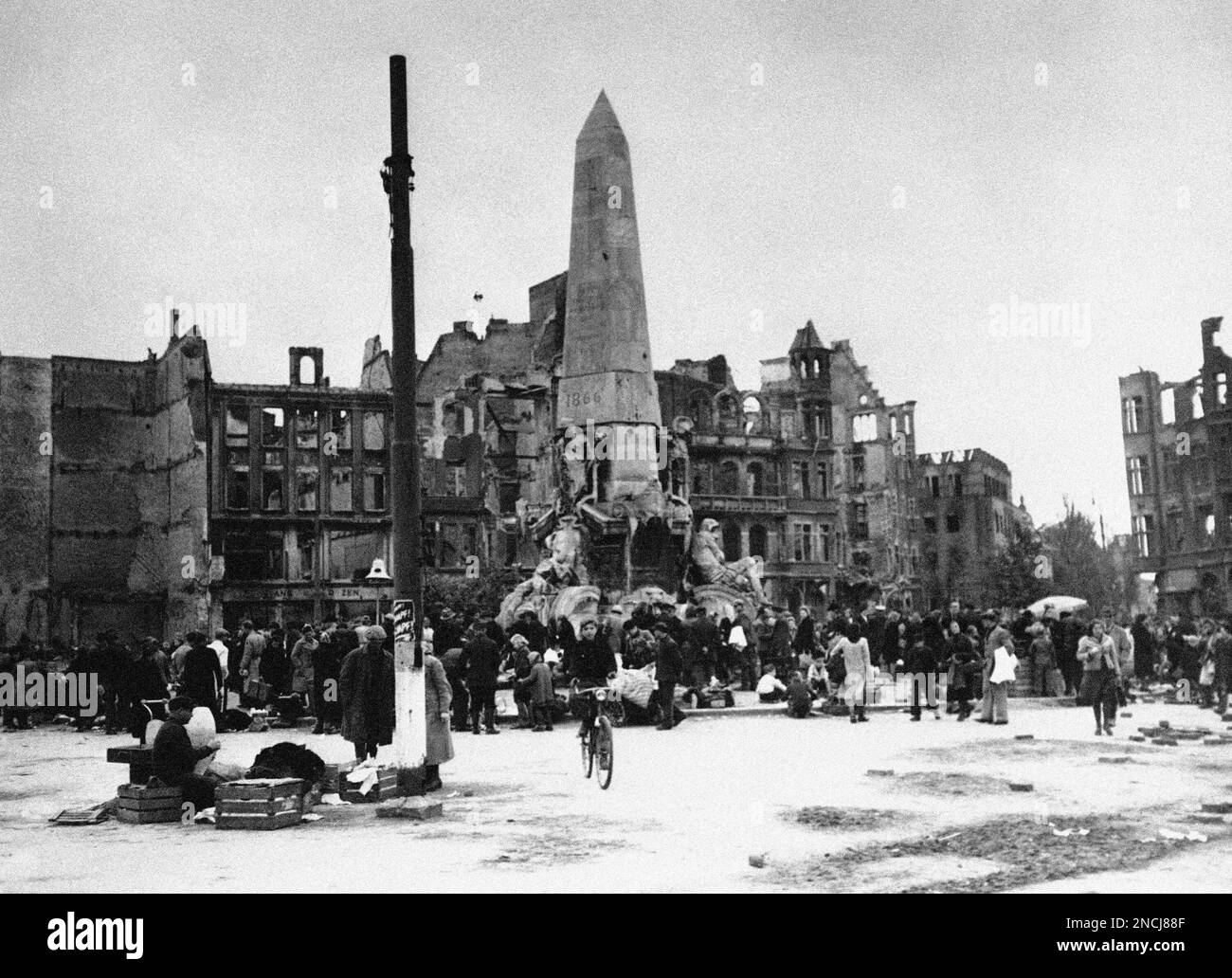 Germans, former residents in Danzig, now ordered to evacuate to the ...
