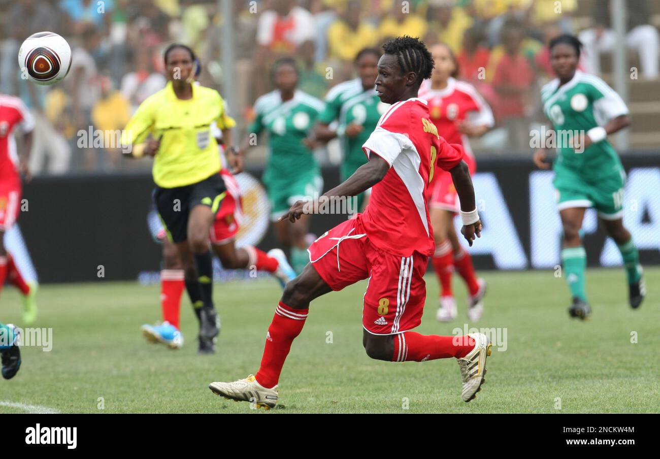 In this photo taken Nov 14, 2010 Equatorial Guinea's Salimata Simpore ...