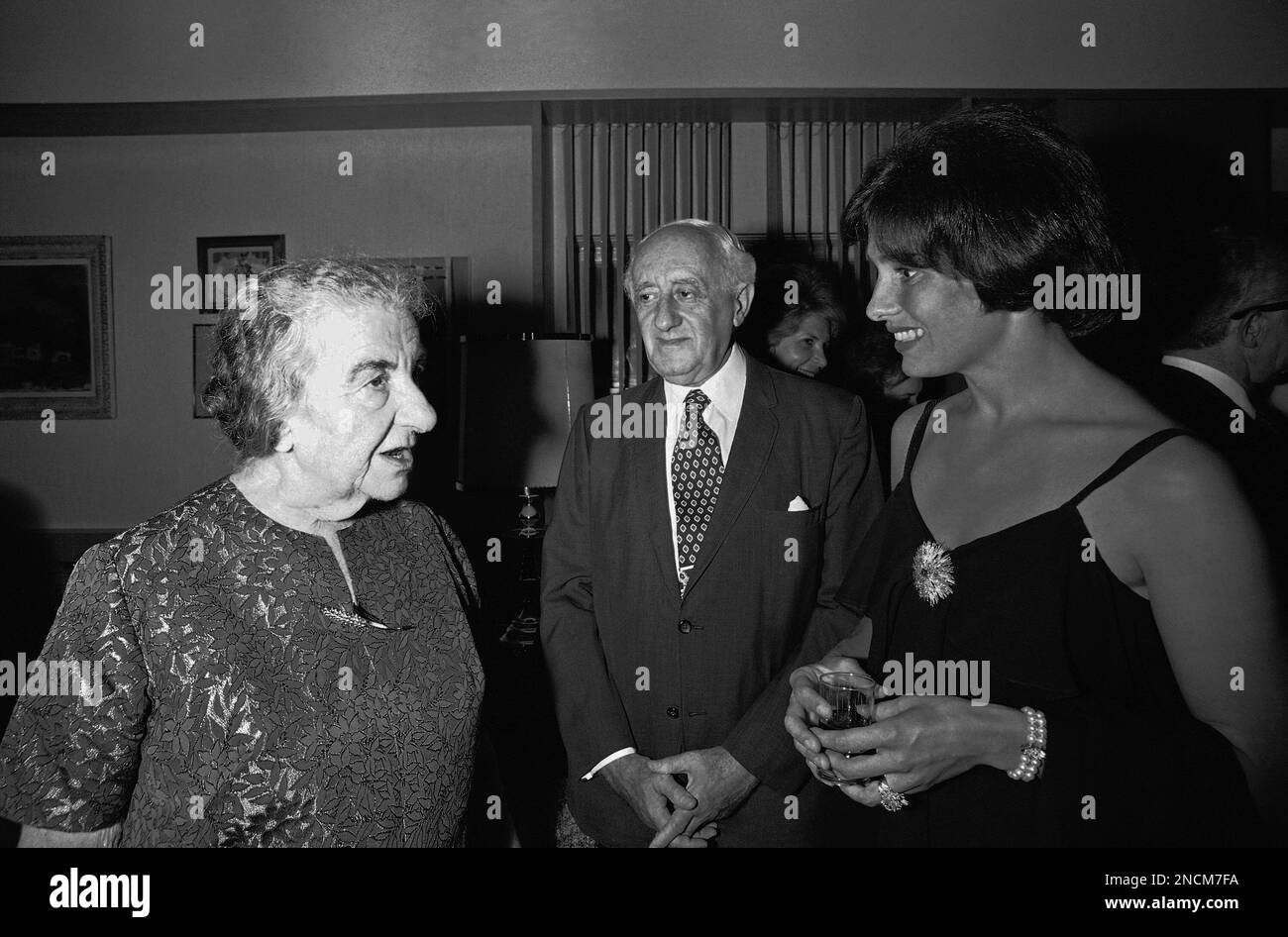 Mrs. Pierre Trudeau, wife of Canada’s Prime Minister, chats with Golda ...