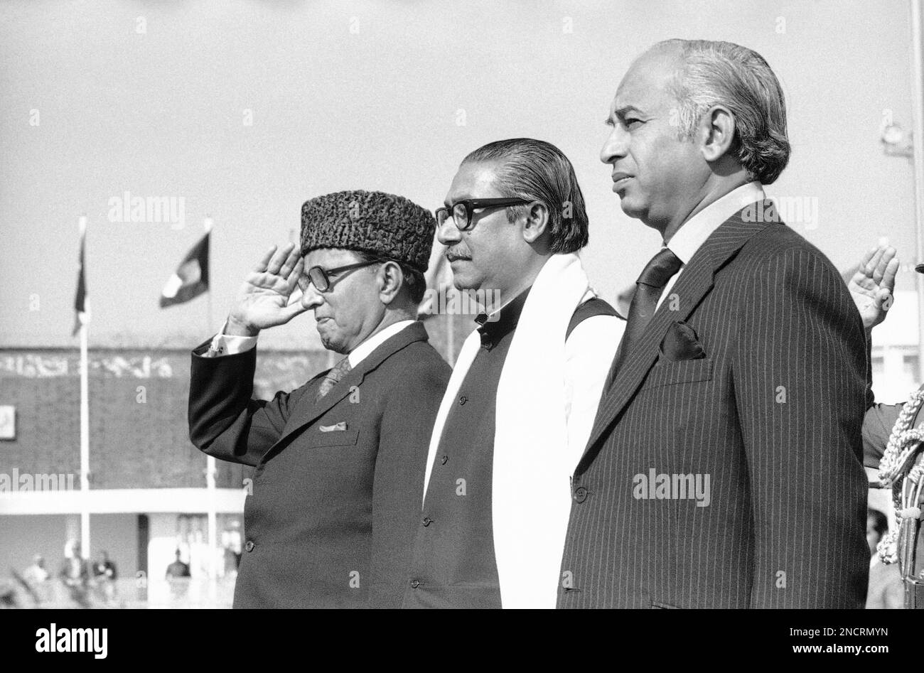 Pakistan President Fazal Elahi Chaudharynn, Bangladesh Prime Minister ...