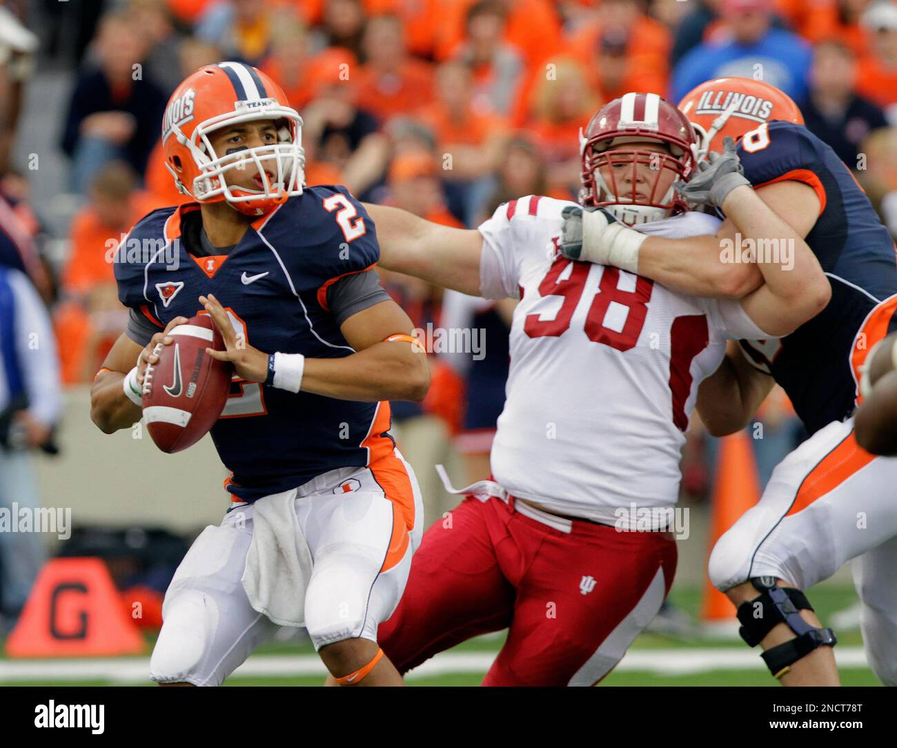 FILE - In this Oct. 23, 2010 file photo, Illinois quarterback Nathan ...