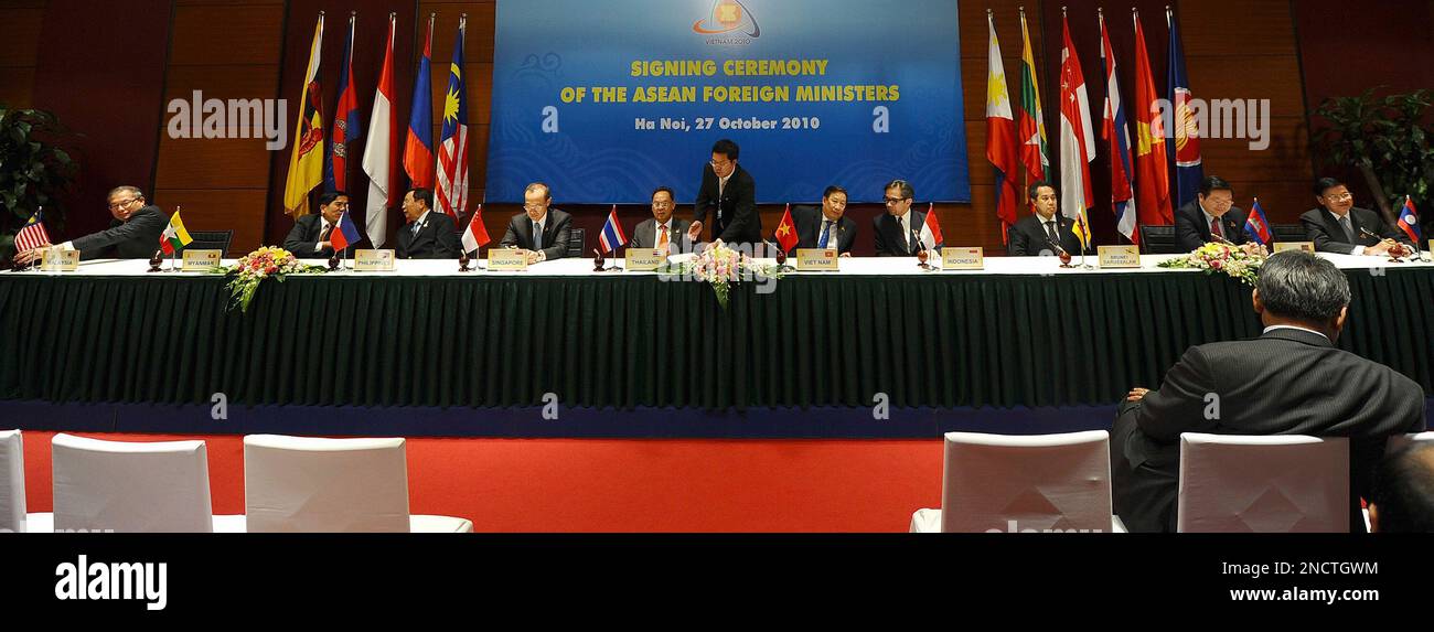ASEAN Ministers seated at table from left.,Malaysia's Deputy Foreign ...