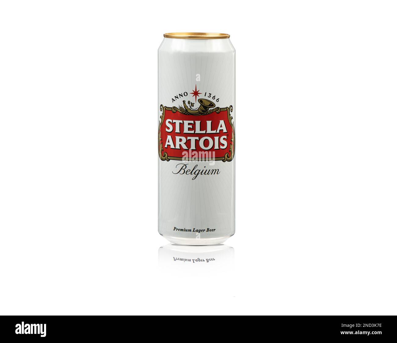 Moskau, Russland - 13. Februar 2023: Belgisches Stella Artois-Bier mit ...