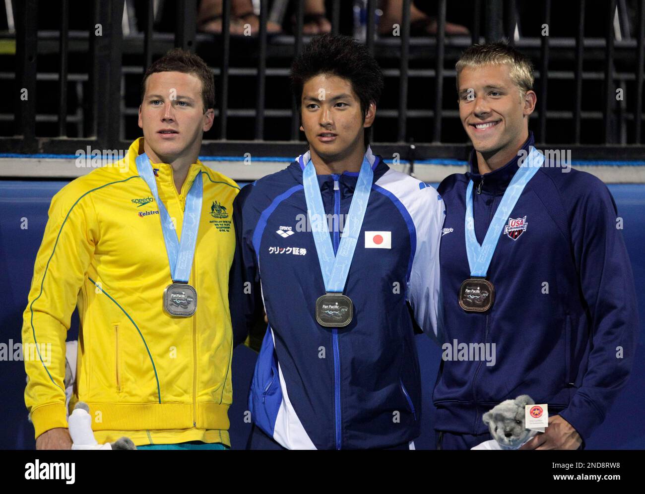 From left, silver medalist Ashley Delaney, of Australia, gold medalist ...