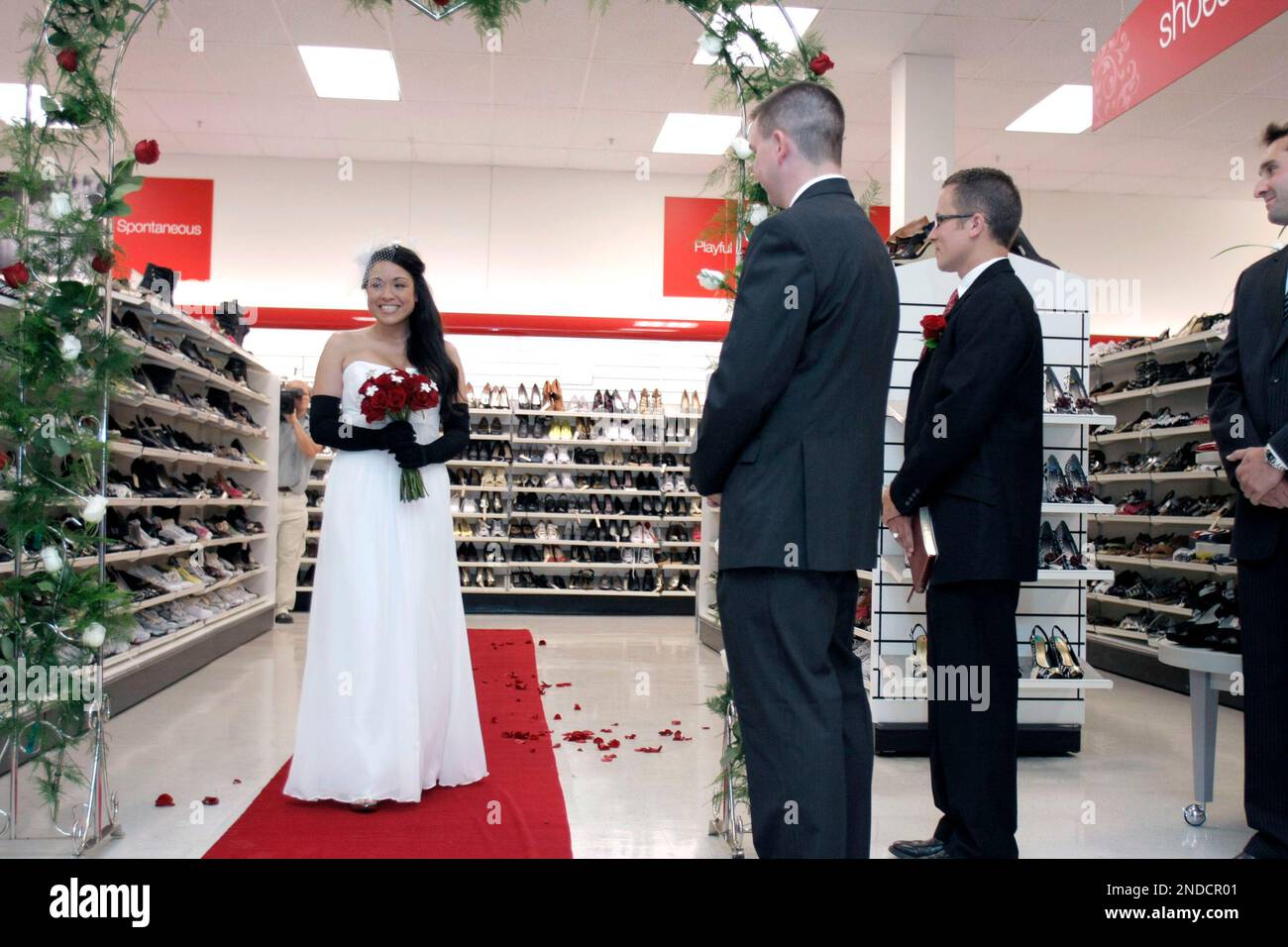 Self-proclaimed "Maxxinista" Bride Lisa Satayut walks down the shoe ...