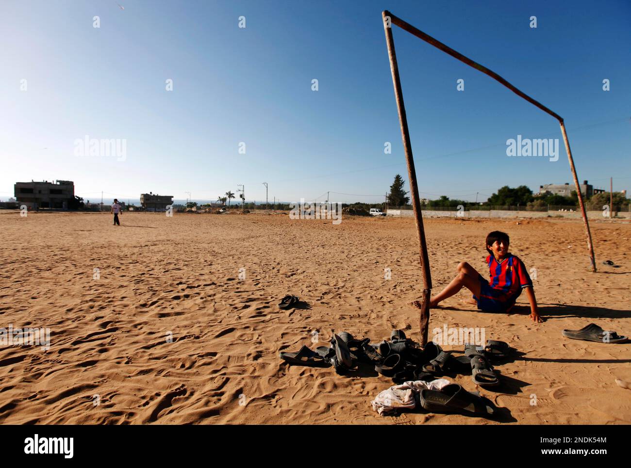 Wearing a Barcelona shirt, Palestinian Majd El-Sultan, a fan of ...