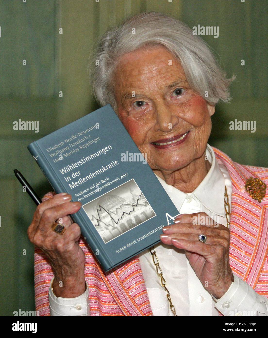 ARCHIV - Elisabeth Noelle-Neumann, aufgenommen am 3. August 2005 ...