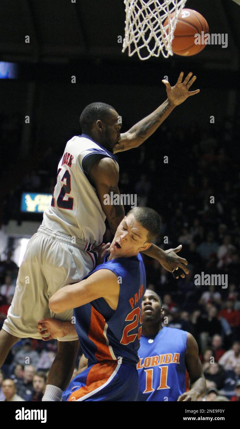Mississippi guard Chris Warren (12) fouls Florida forward Chandler ...
