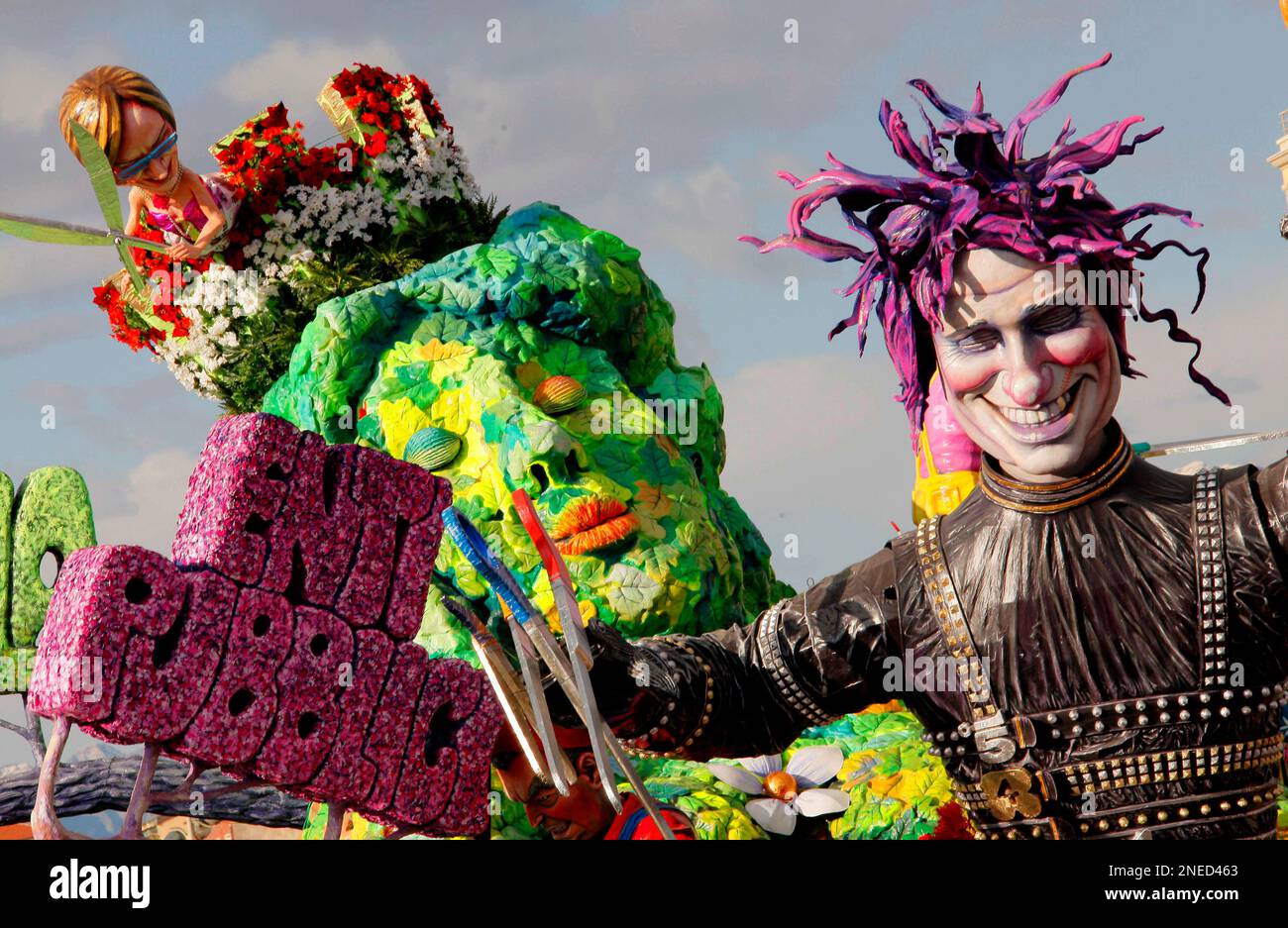 A float depicting Italian Premier Silvio Berlusconi entitled "Silvio ...