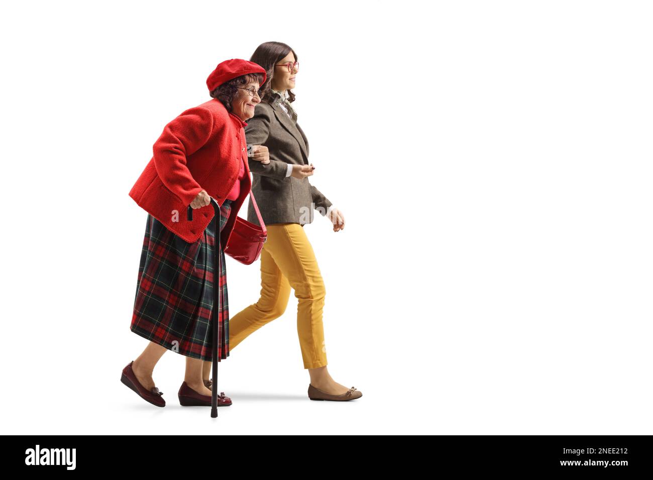 ältere frauen, die zusammen gehen Ausgeschnittene Stockfotos und -bilder - Alamy