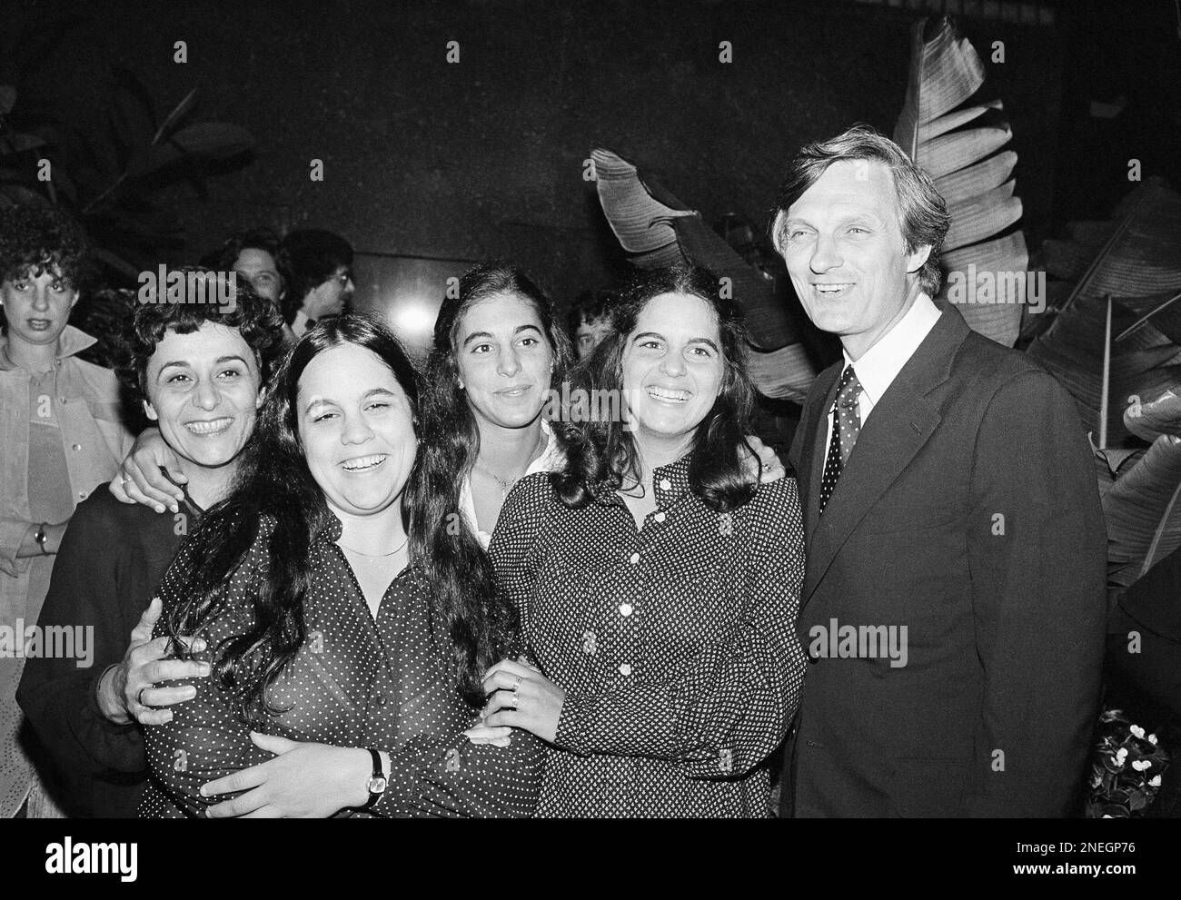 Actor Alan Alda arrives with his family at the premier of his new movie ...