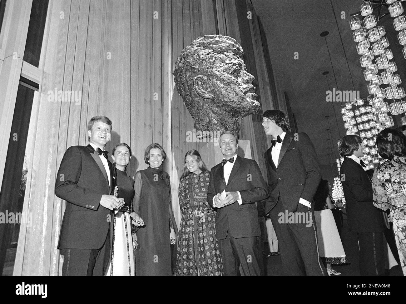 The Sen. Charles H. Percy clan gathers beneath the John F. Kennedy bust ...