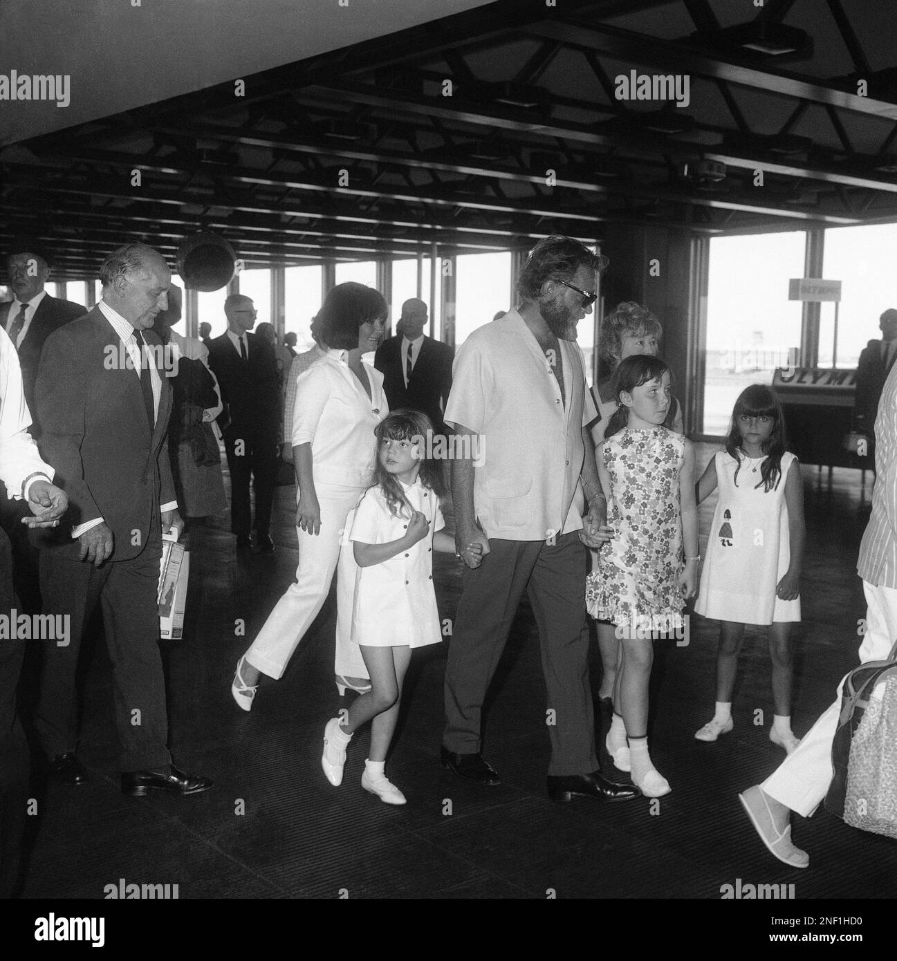 Kate Burton, at right, Todd holds her father's hand with actress ...