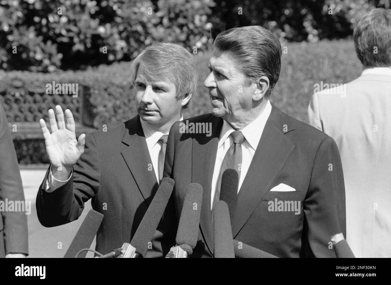 Deputy Press Secretary Larry Speaks calls a halt to the questions as ...